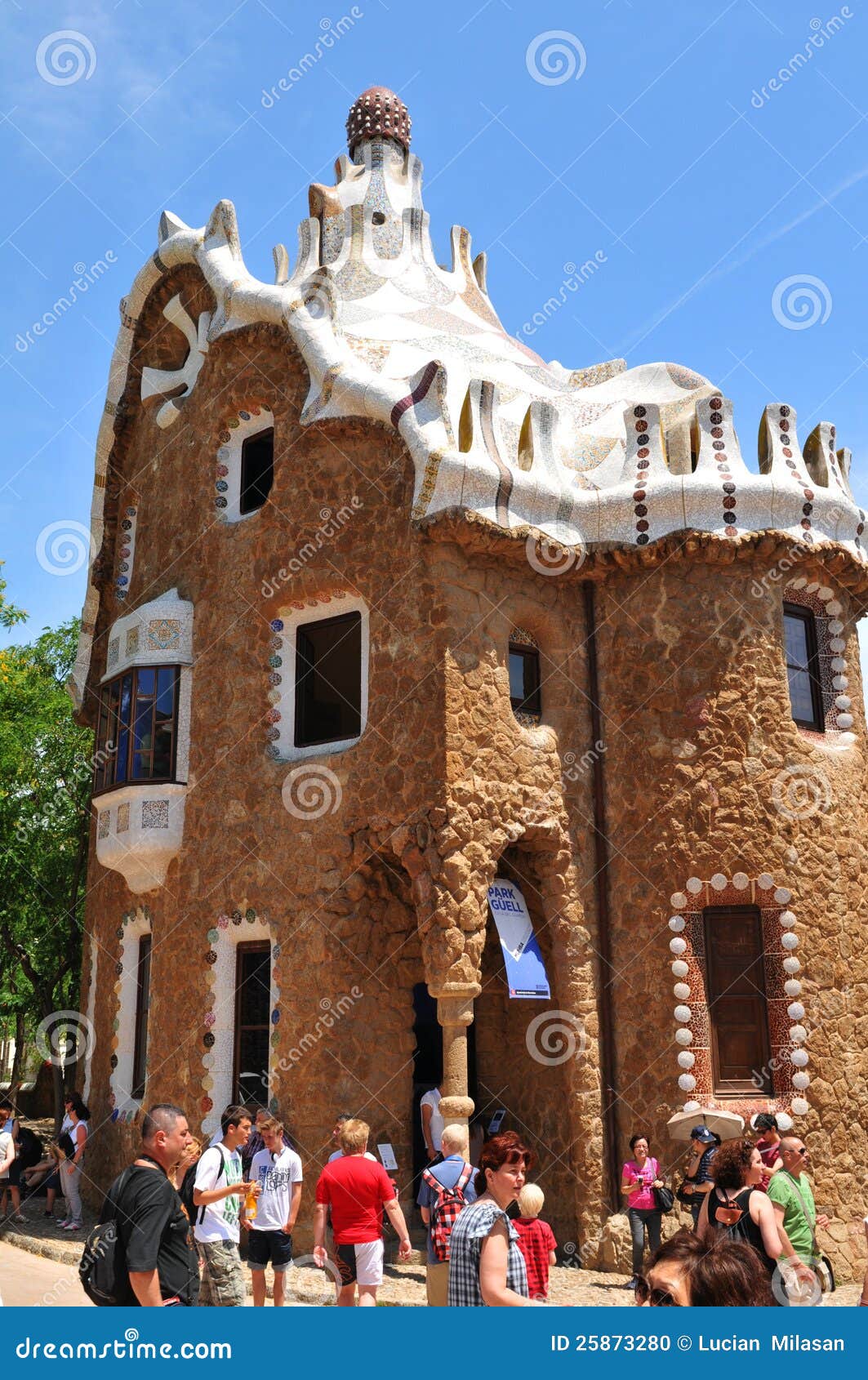 Gaudi architecture editorial image. Image of house, style - 25873280
