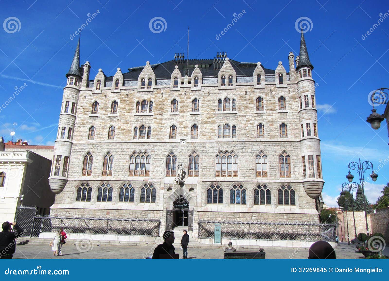 Gaudi in leon editorial image. Image of tourism, spain - 37269845