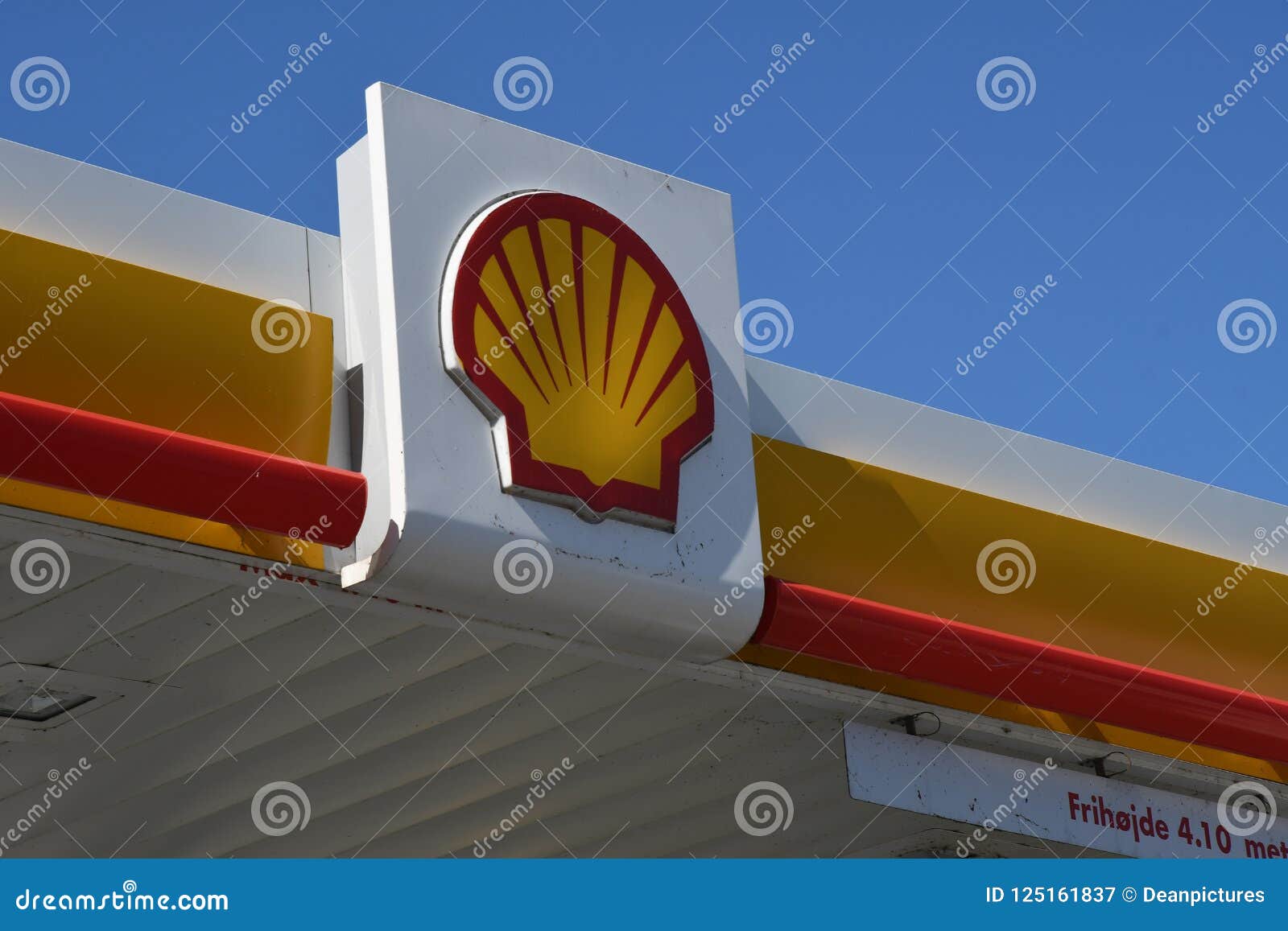 GAZ DE ROYAL DUTCH SHELL photographie éditorial. Image du finances ...