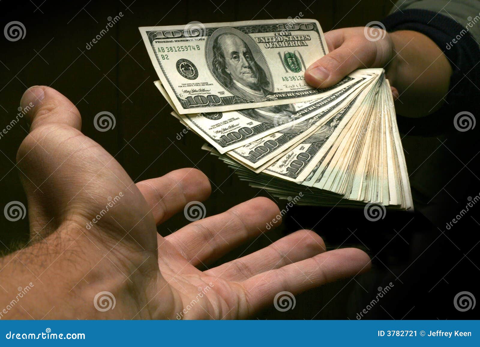 Ge mig pengar fotografering för bildbyråer. Bild av bunt - 3782721