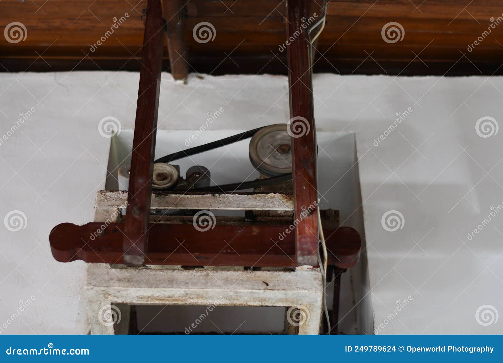 A Cogwheel System Based on Simple Physics Theories Stock Photo - Image ...