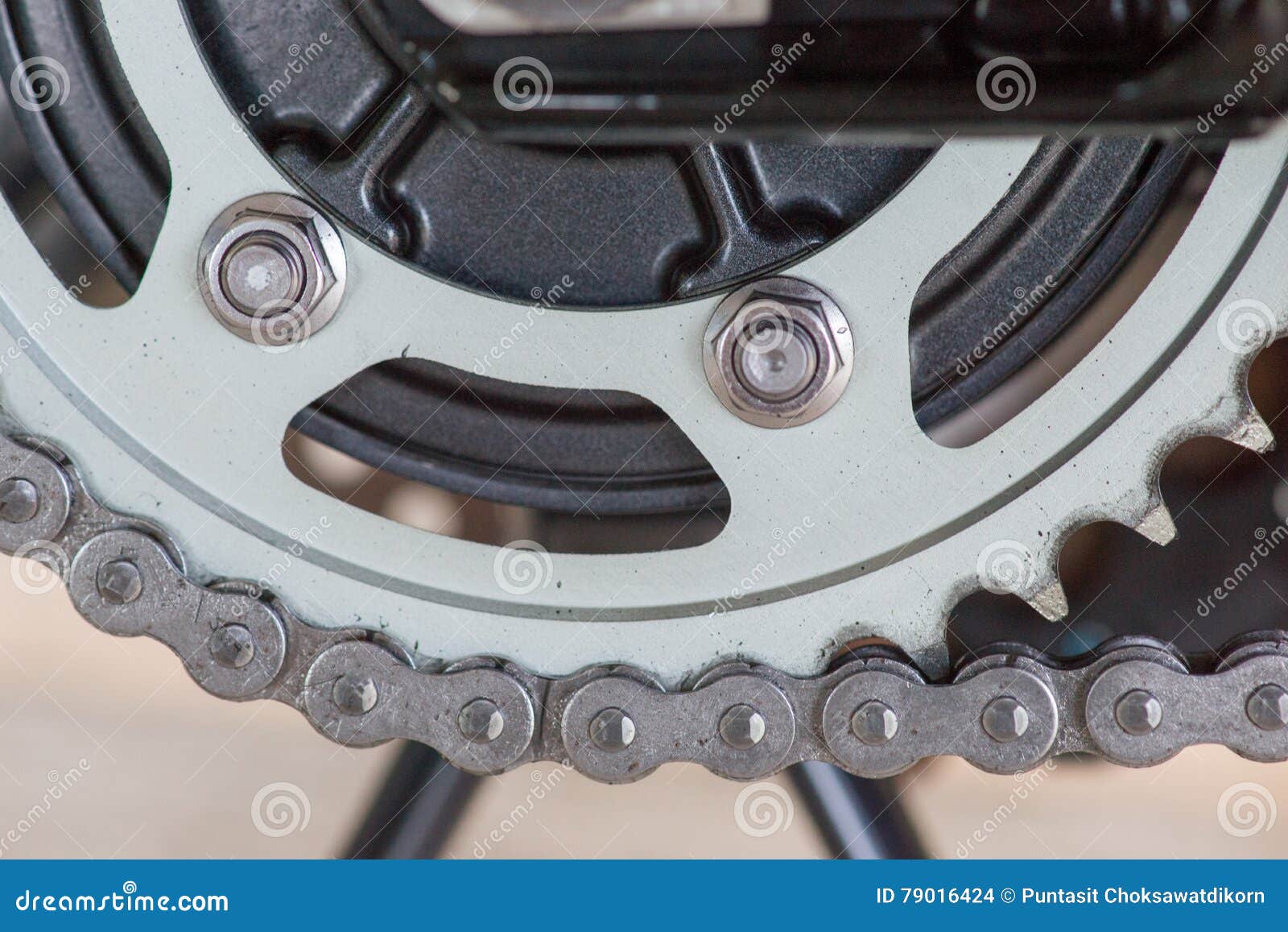 Gear wheel with chain stock photo. Image of iron, closeup - 79016424