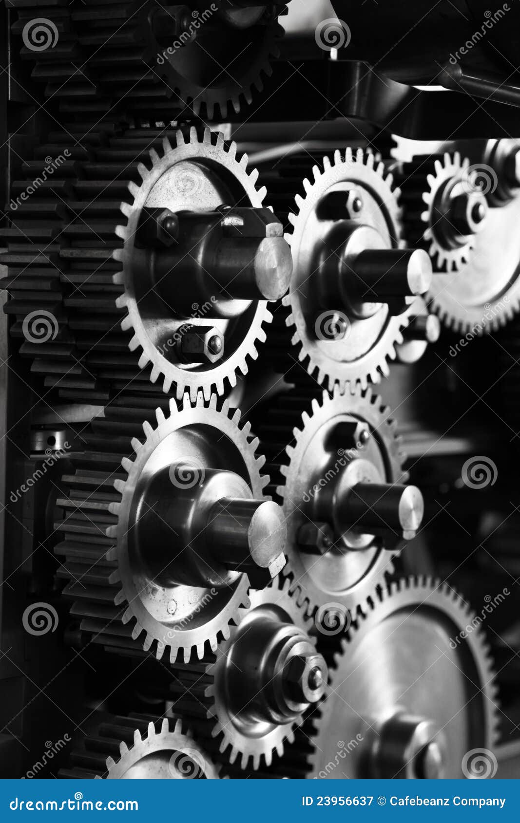 Gears and Cogs - Noir Grunge Stock Image - Image of metal, noir: 23956637