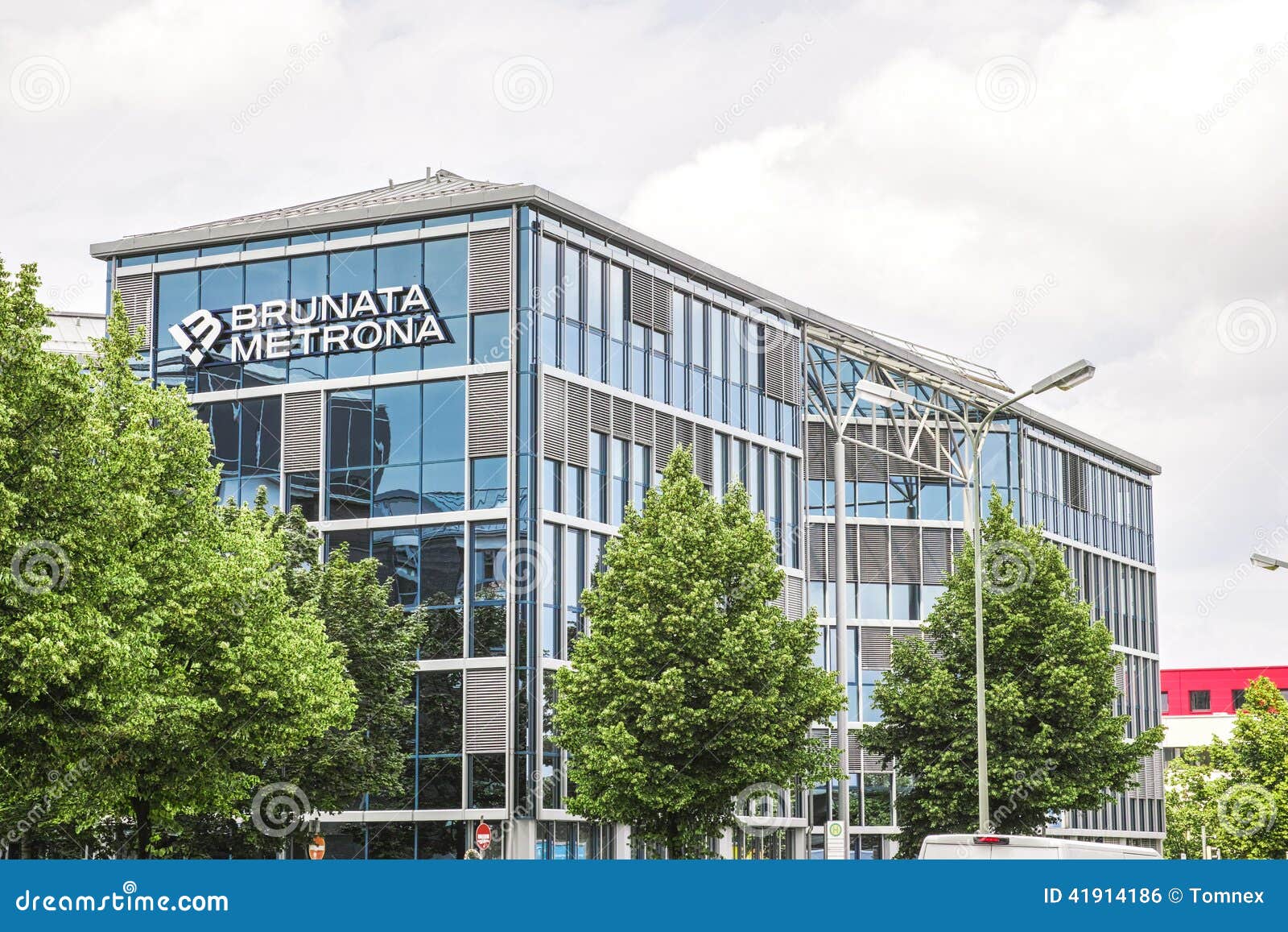 Gebäude Brunata Metrona redaktionelles foto. Bild von gebäude - 41914186