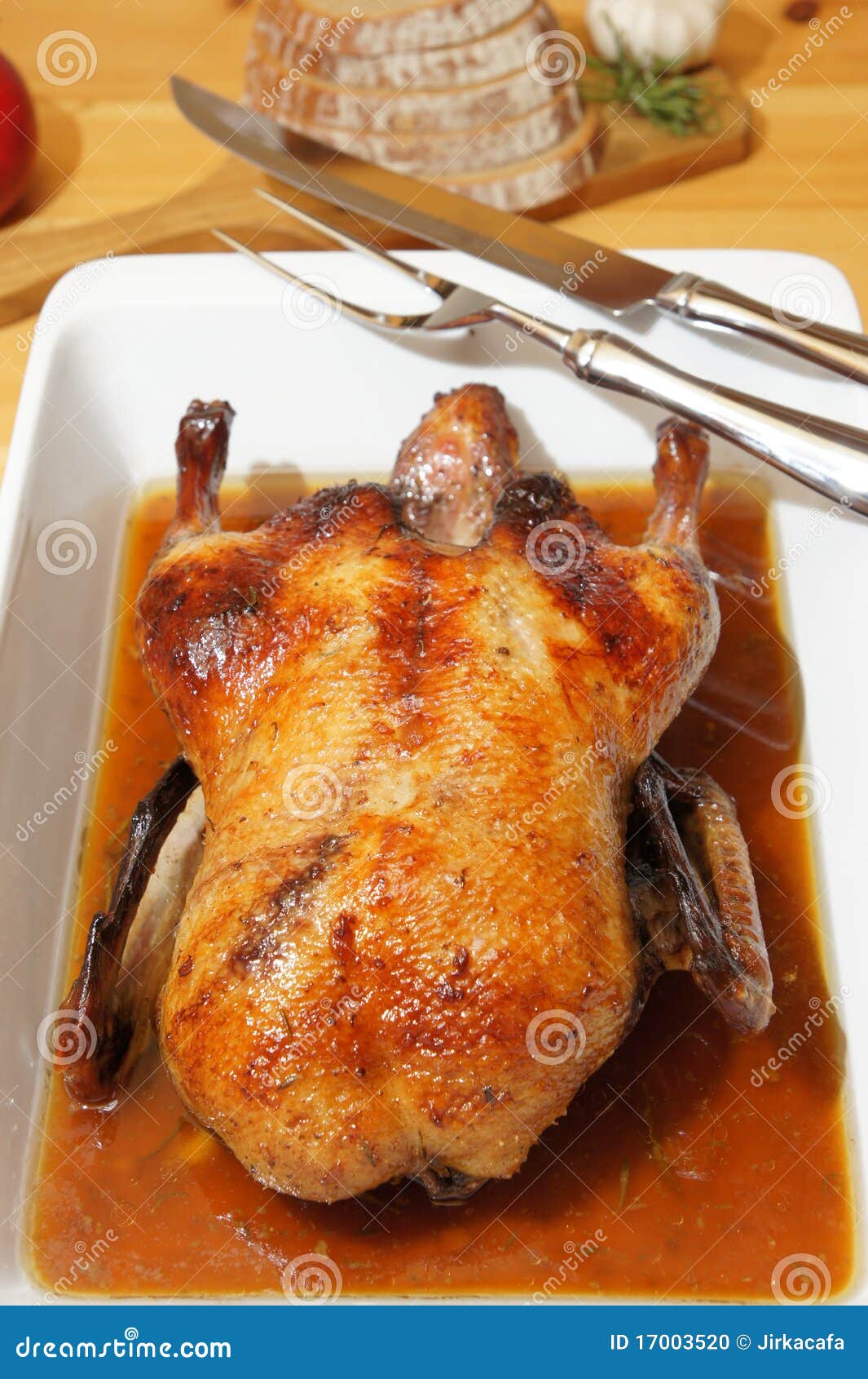 Gebackene Ente stockfoto. Bild von platte, gebacken, gabel - 17003520
