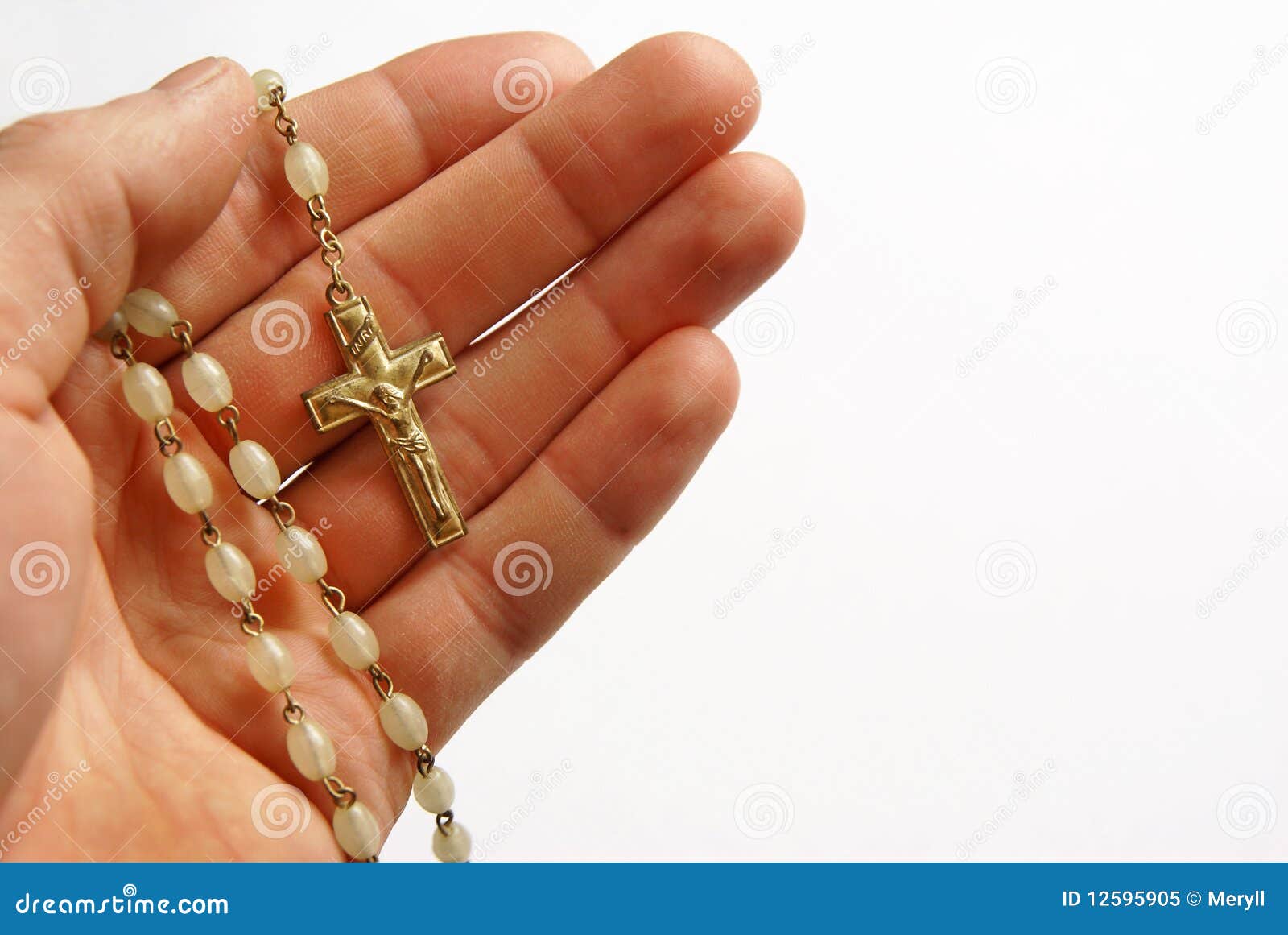 Gebed, Hand Met Parels En Kruis Stock Afbeelding - Image of begrip ...