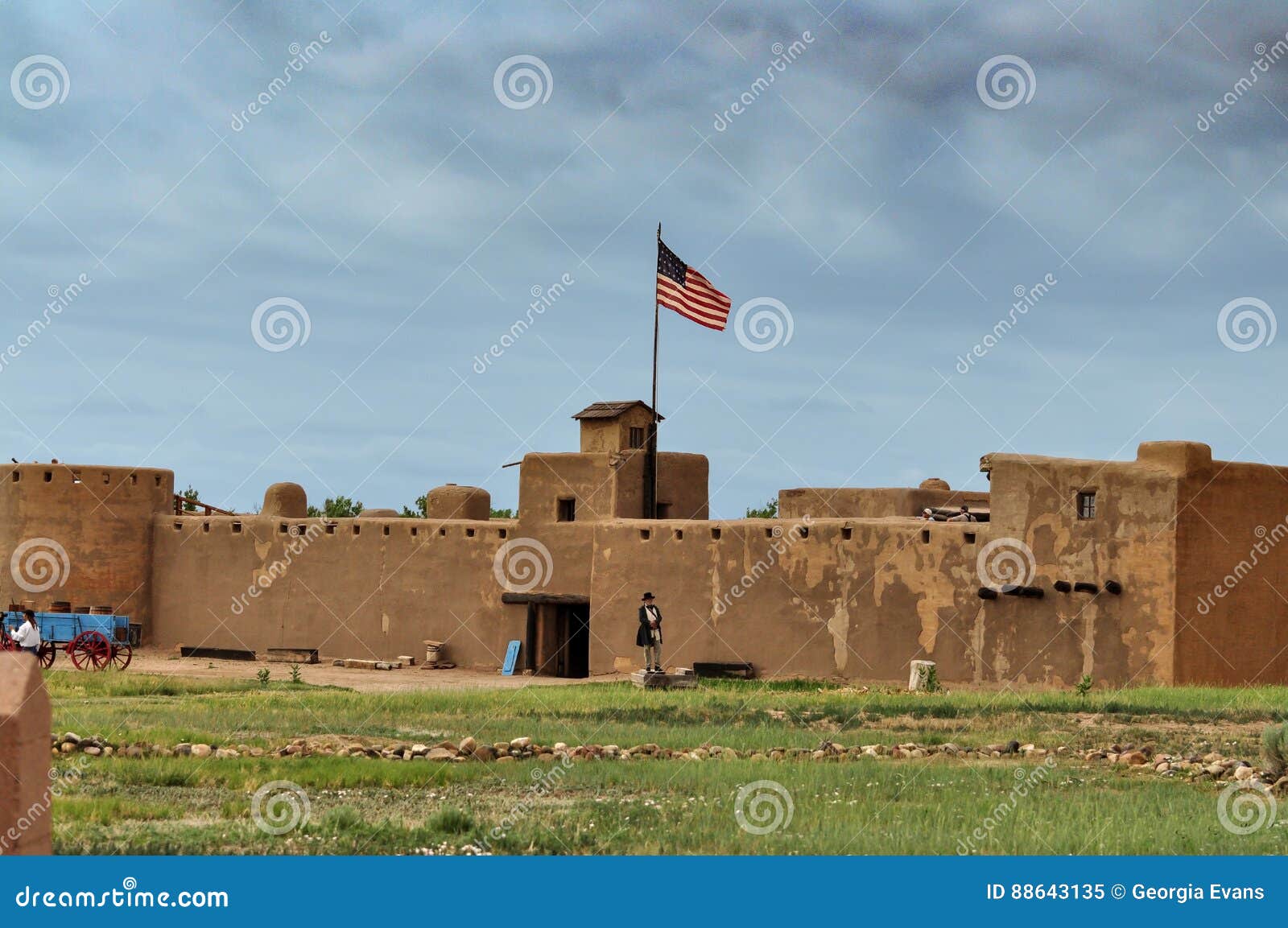 Gebogen Oude Het Fort Nationale Historische Plaats Van ` S Stock ...