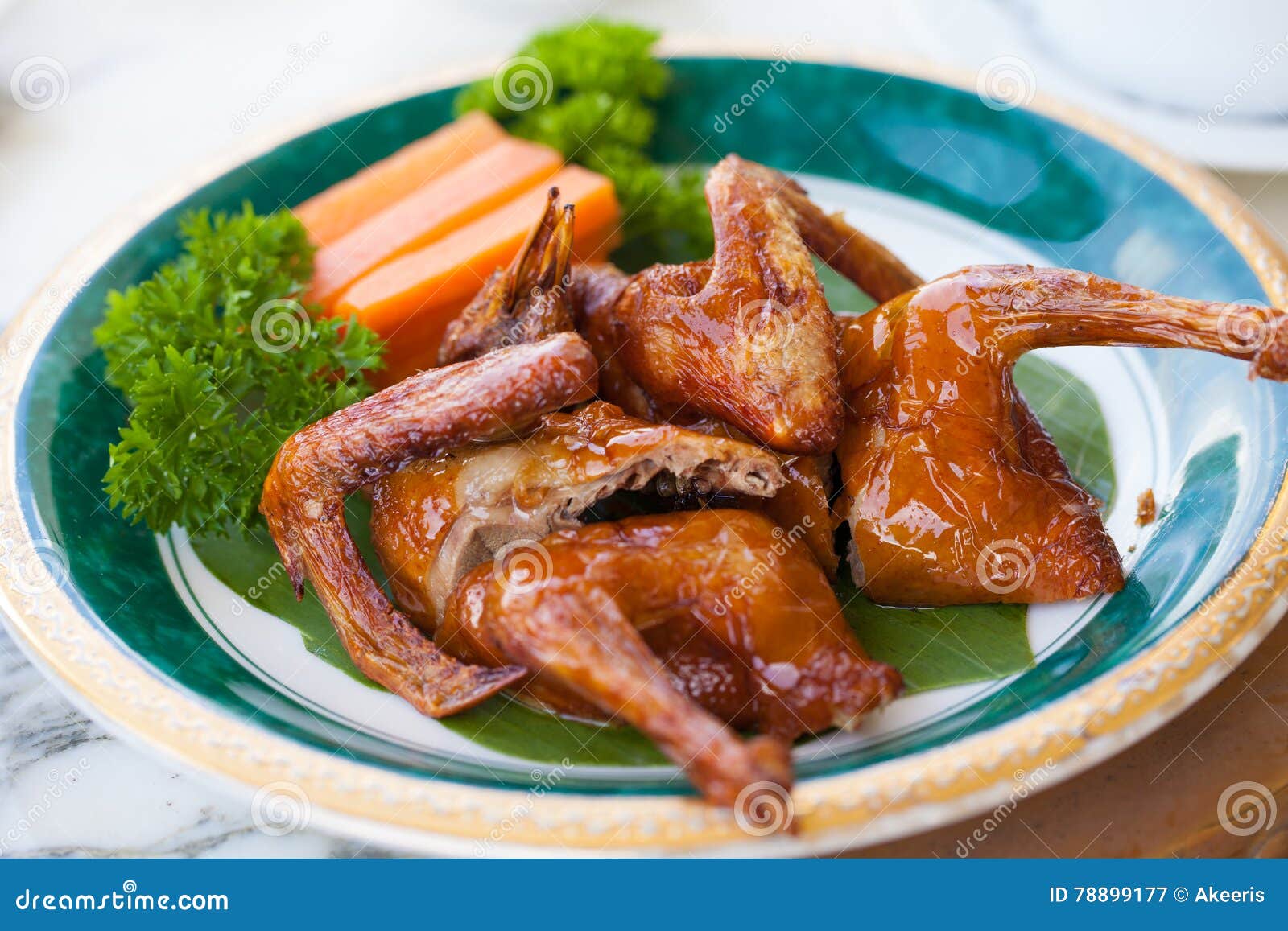 Gebraden duif stock afbeelding. Image of rooster, versheid - 78899177