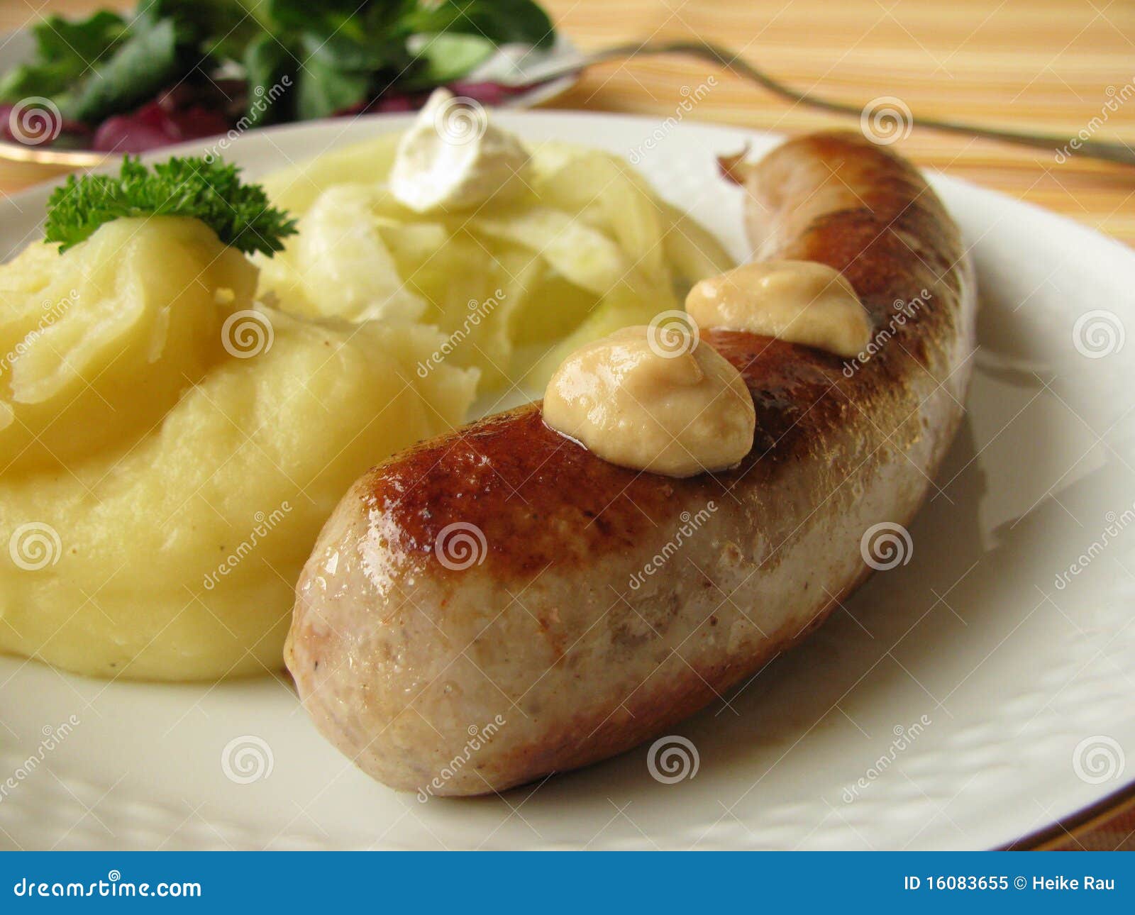 Gebraden worst stock afbeelding. Image of stempelen, maaltijd - 16083655