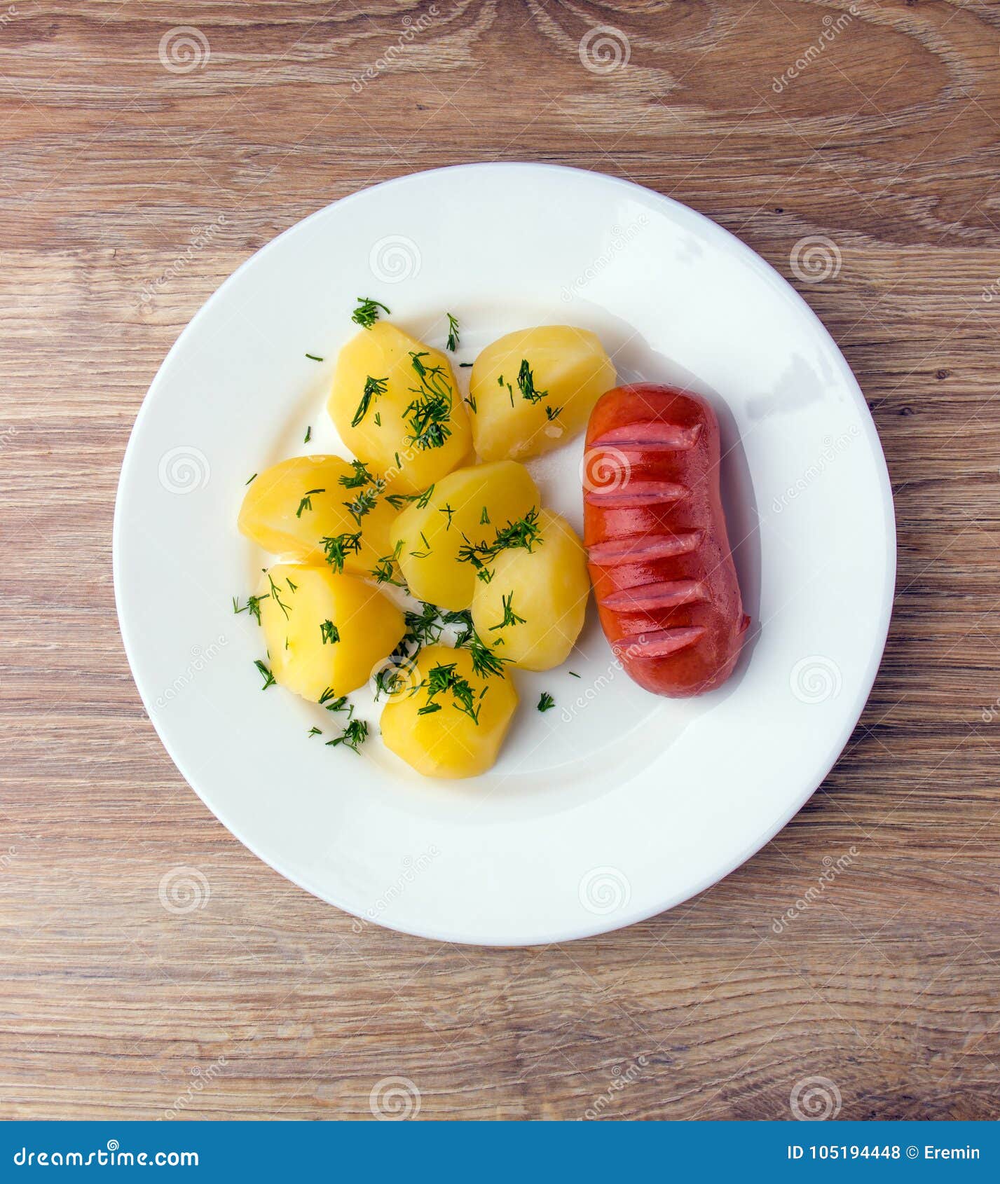 Gebraden Worst Met Gekookte Aardappels Stock Foto - Image of aardappels ...