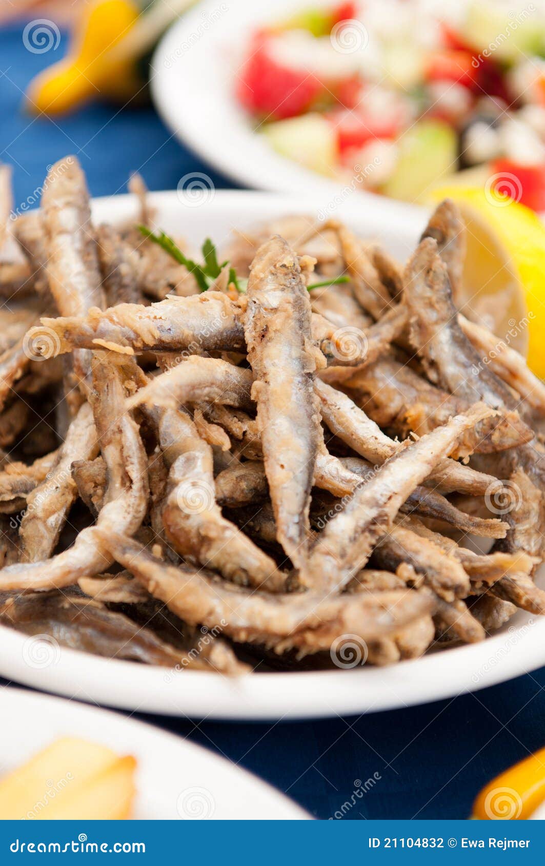 Gebratene Bulgarische Sprotten Stockfoto - Bild von meeresfrüchte ...