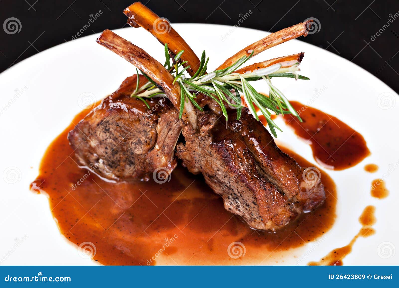 Gebratene Lamm-Hiebe stockbild. Bild von platte, frisch - 26423809