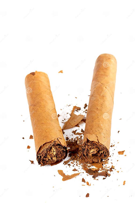 Gebroken Cubaanse sigaar stock foto. Image of rook, verslaving - 1744548