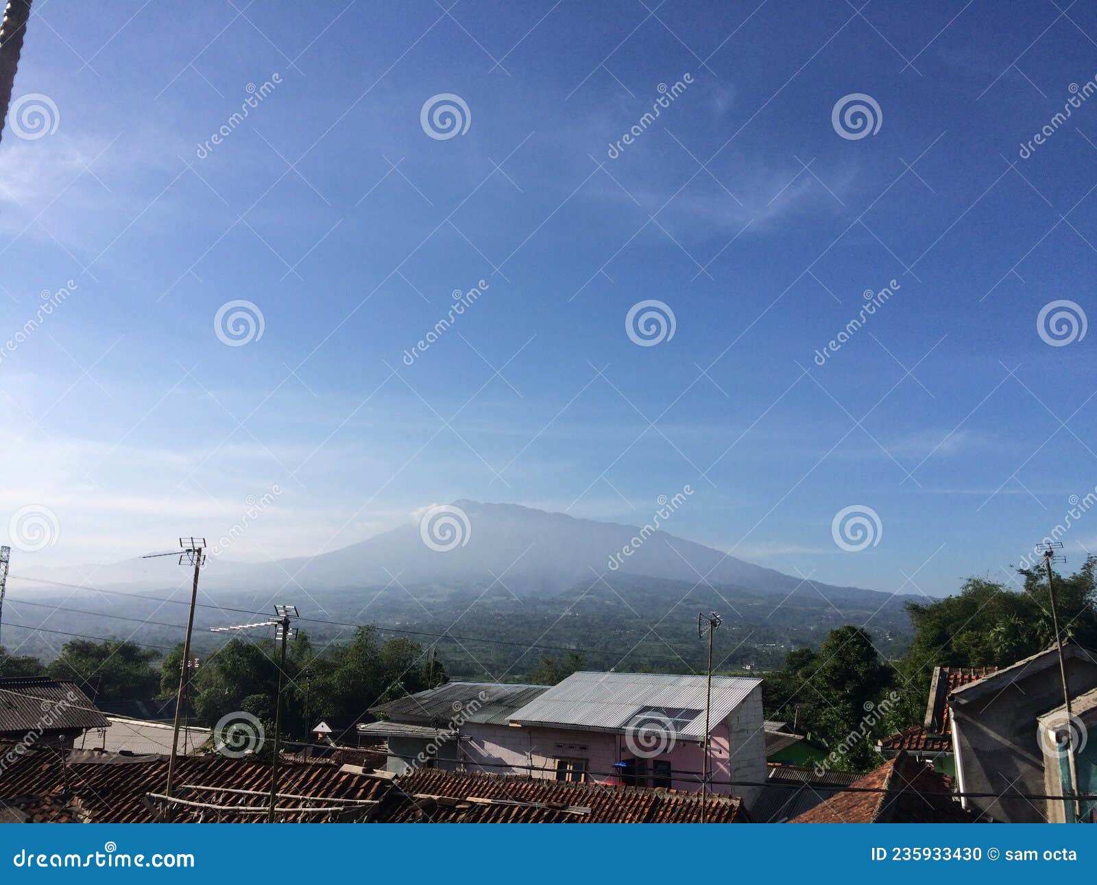 Gede Mountain editorial image. Image of java, mountain - 235933430