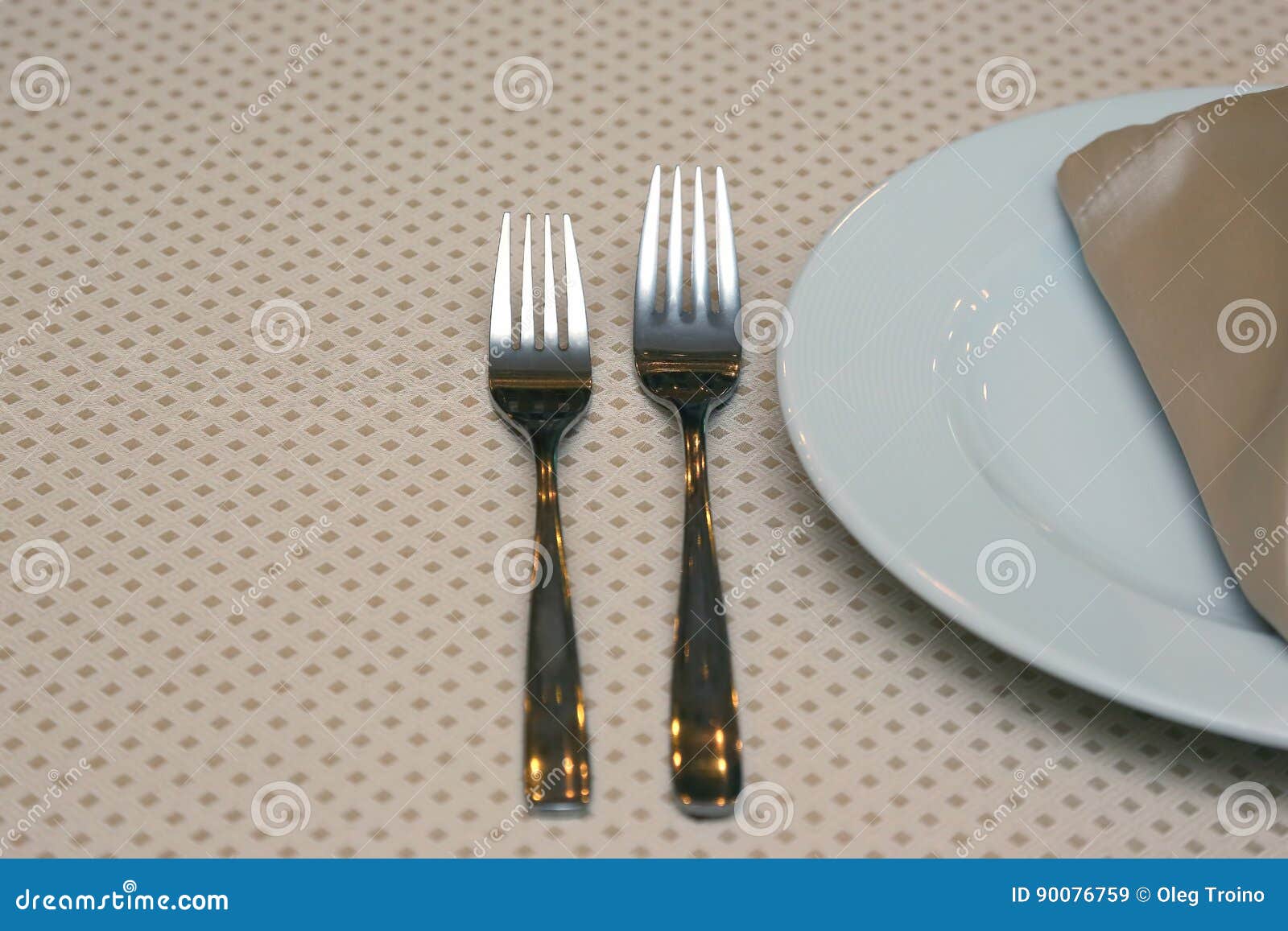 Gedeck Gabelt Auf Einer Tabelle Im Restaurant Stockbild - Bild von ...