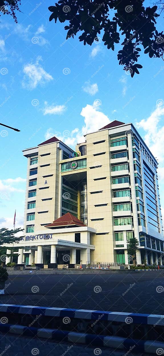 Gedung Rektorat University of Learning Editorial Image - Image of ...
