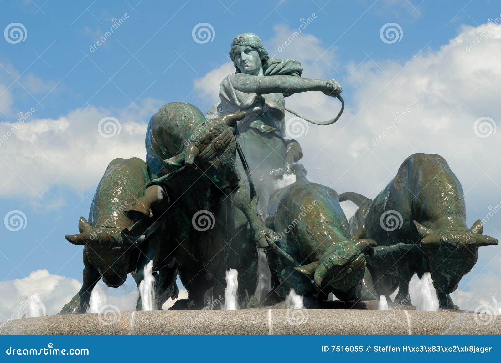 Gefion Fountain Gefionspringvandet, Copenhagen, Denmark Royalty-Free ...