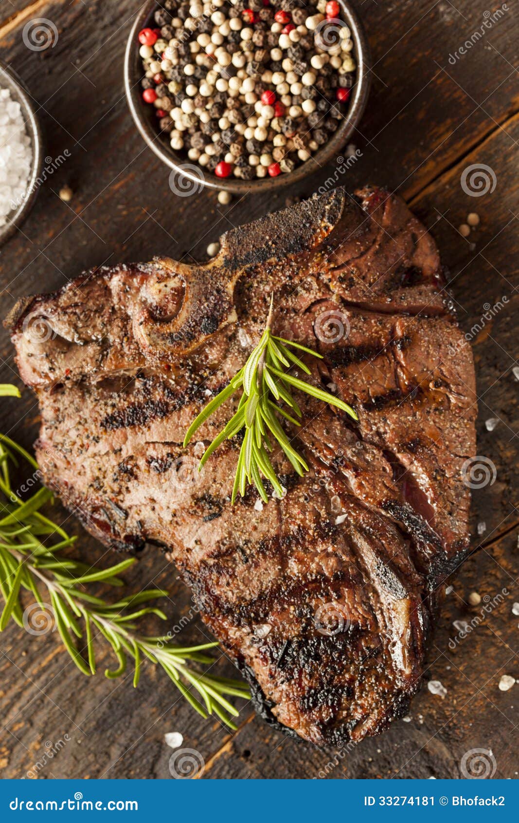 Gegrilltes BBQ-T-Bone-Steak Stockbild - Bild von knochen, protein: 33274181