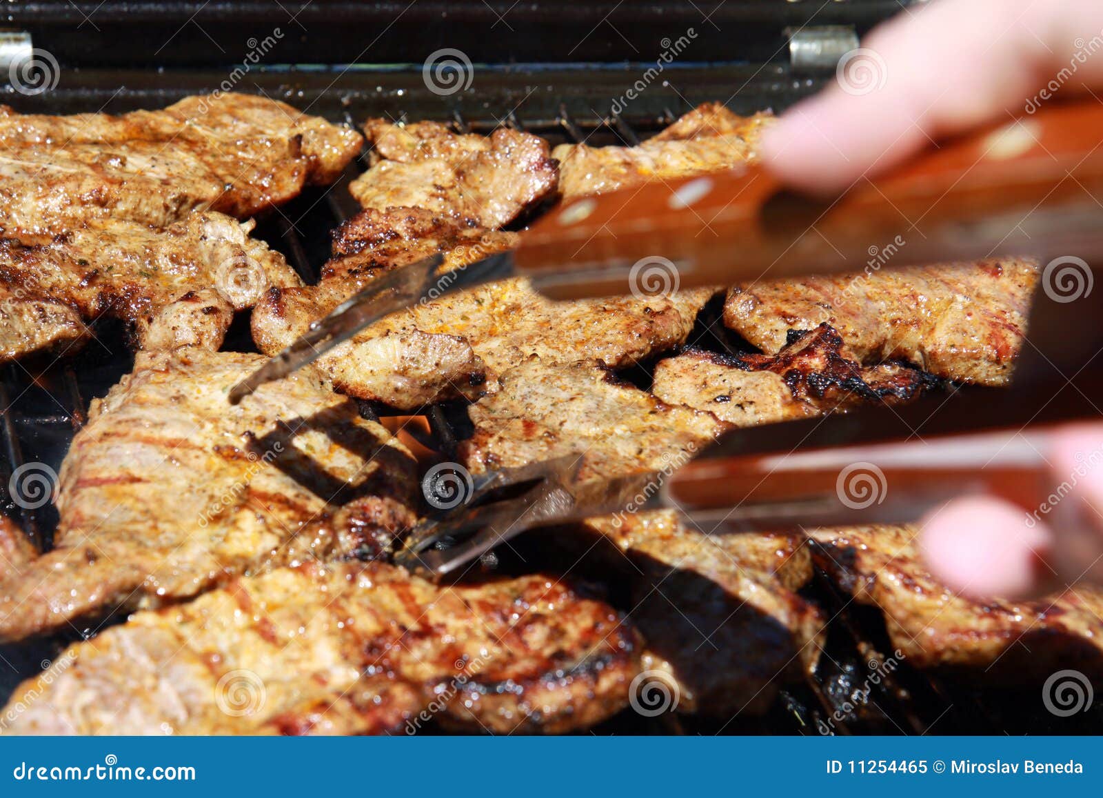 Gegrilltes Fleisch stockbild. Bild von brand, flammen - 11254465