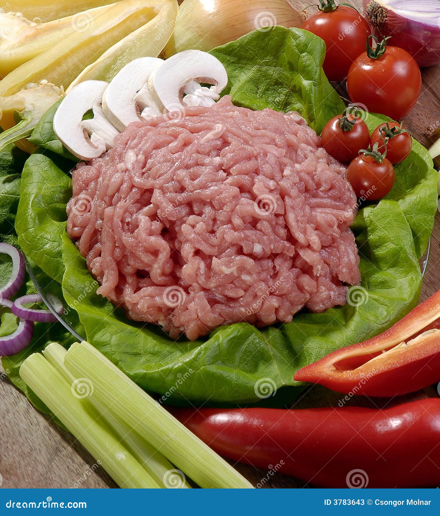 Gehacktes Fleisch stockbild. Bild von durcheinander, bestandteil - 3783643