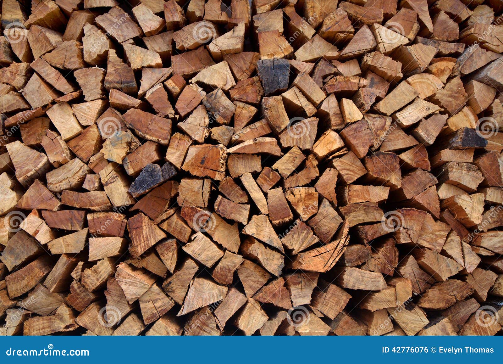 Gehakt gestapeld hout stock foto. Image of achtergronden - 42776076