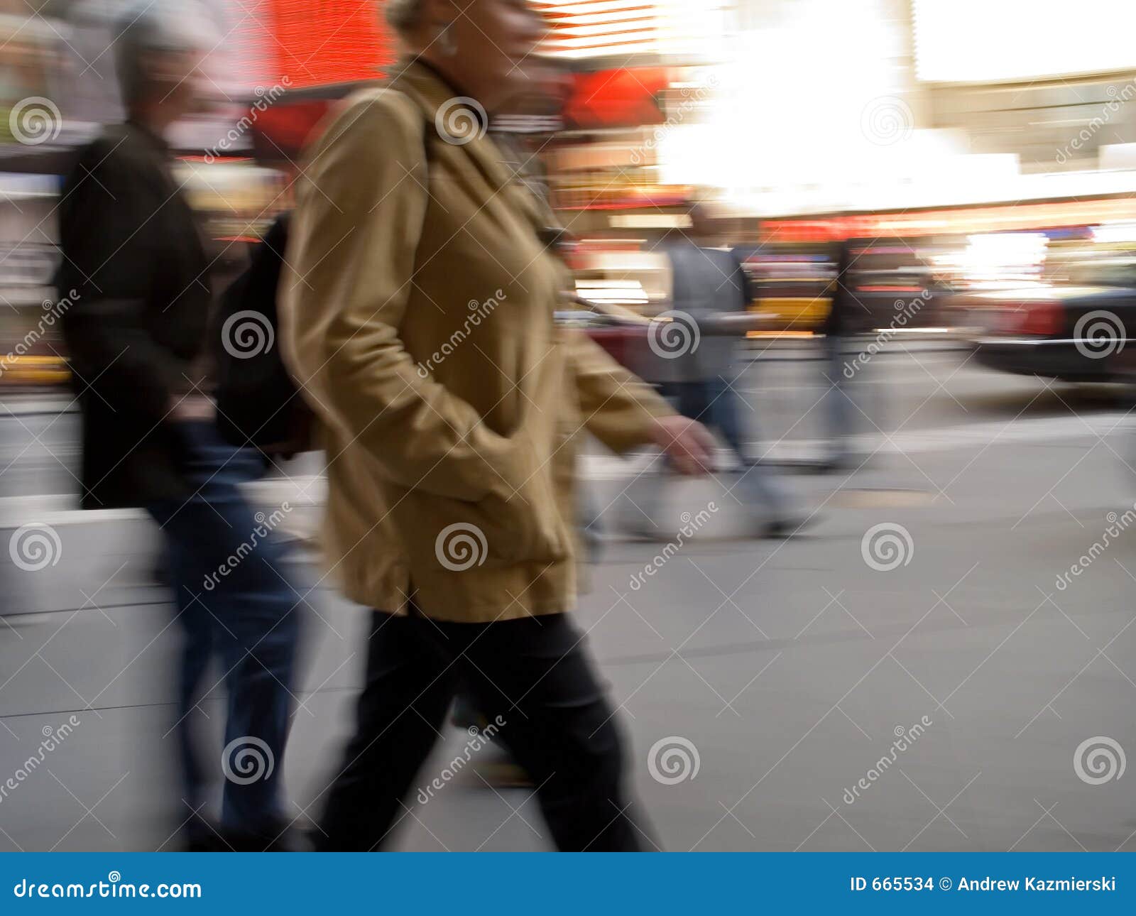 Gehen Sie gehen gehen stockfoto. Bild von verkehr, bürgersteig - 665534