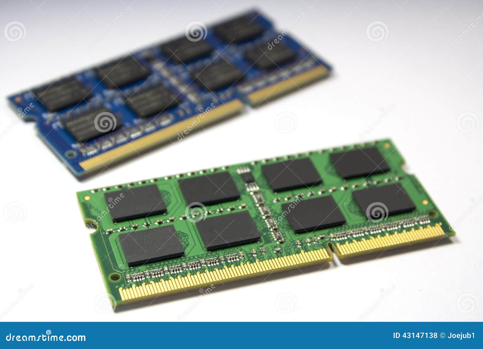 Geheugen stock foto. Image of gegevens, toegang, elektronisch - 43147138