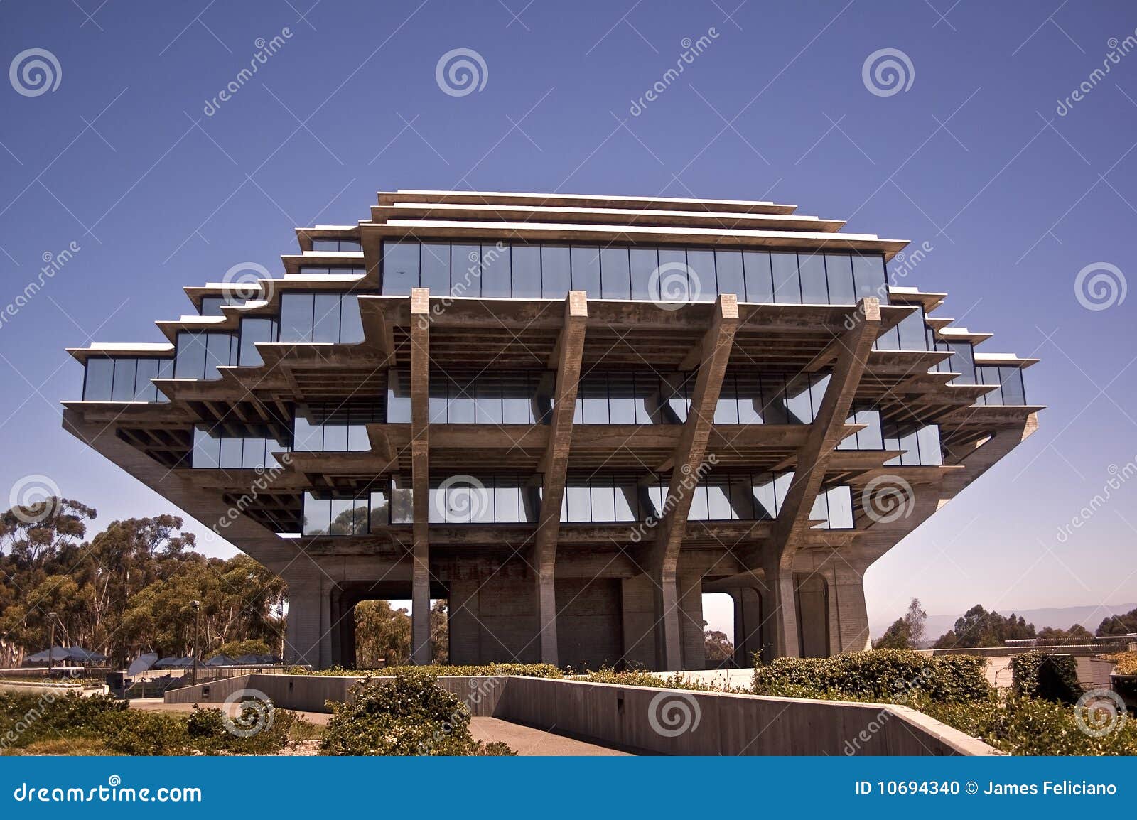 Geisel Library stock photo. Image of seuss, geisel, california - 10694340