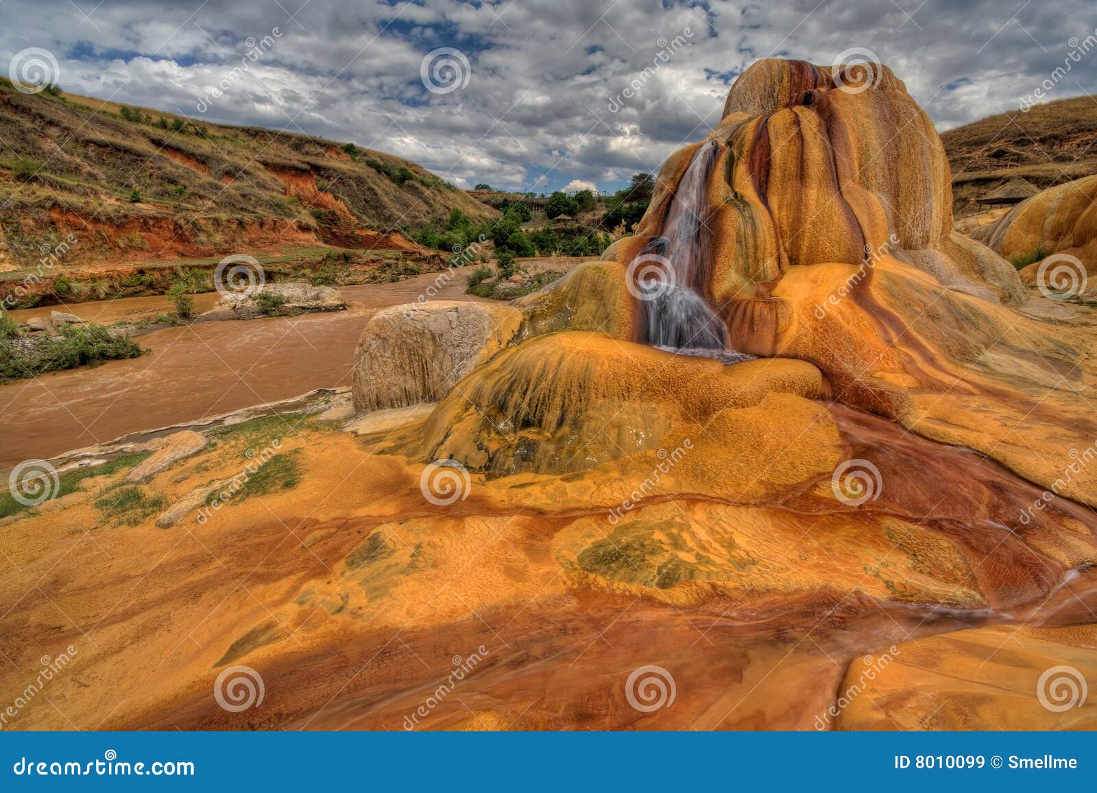 Geiser stock afbeelding. Image of klei, rivier, geisers - 8010099