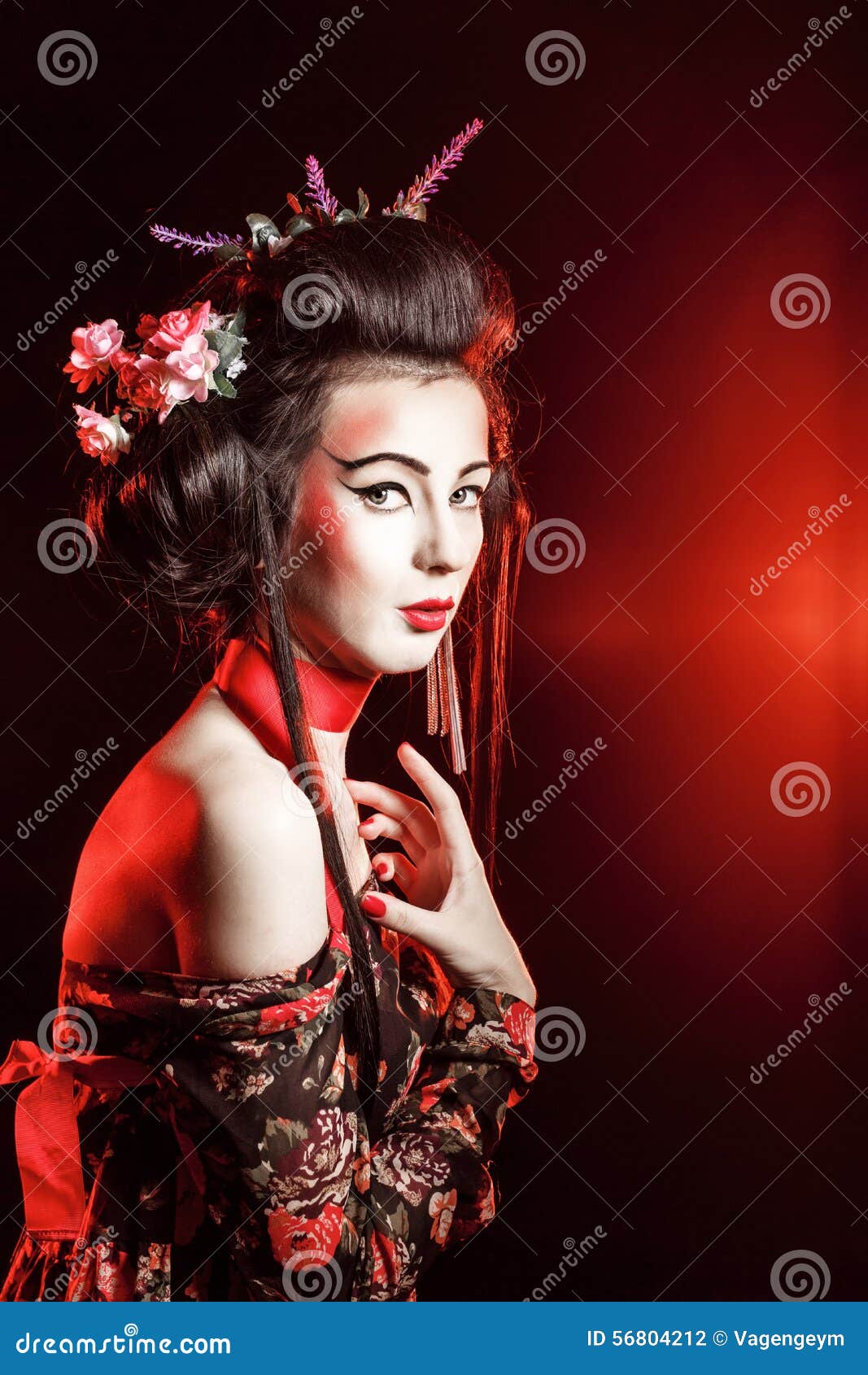 Geisha atractivo foto de archivo. Imagen de fondo, pedo - 56804212