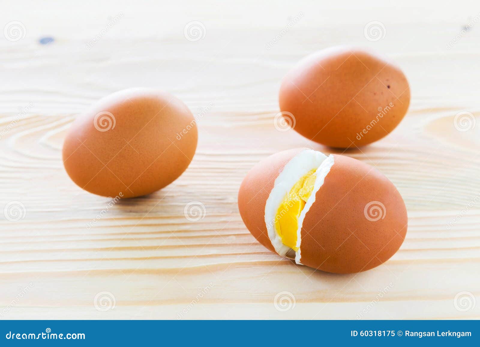 Gekochte Eier, Drei Eier Werden Gezeichnet Stockbild - Bild von henne ...