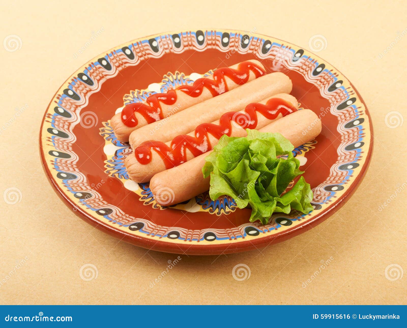 Gekookte Worst Met Mosterd Op Een Plaat Stock Foto - Image of kleur ...