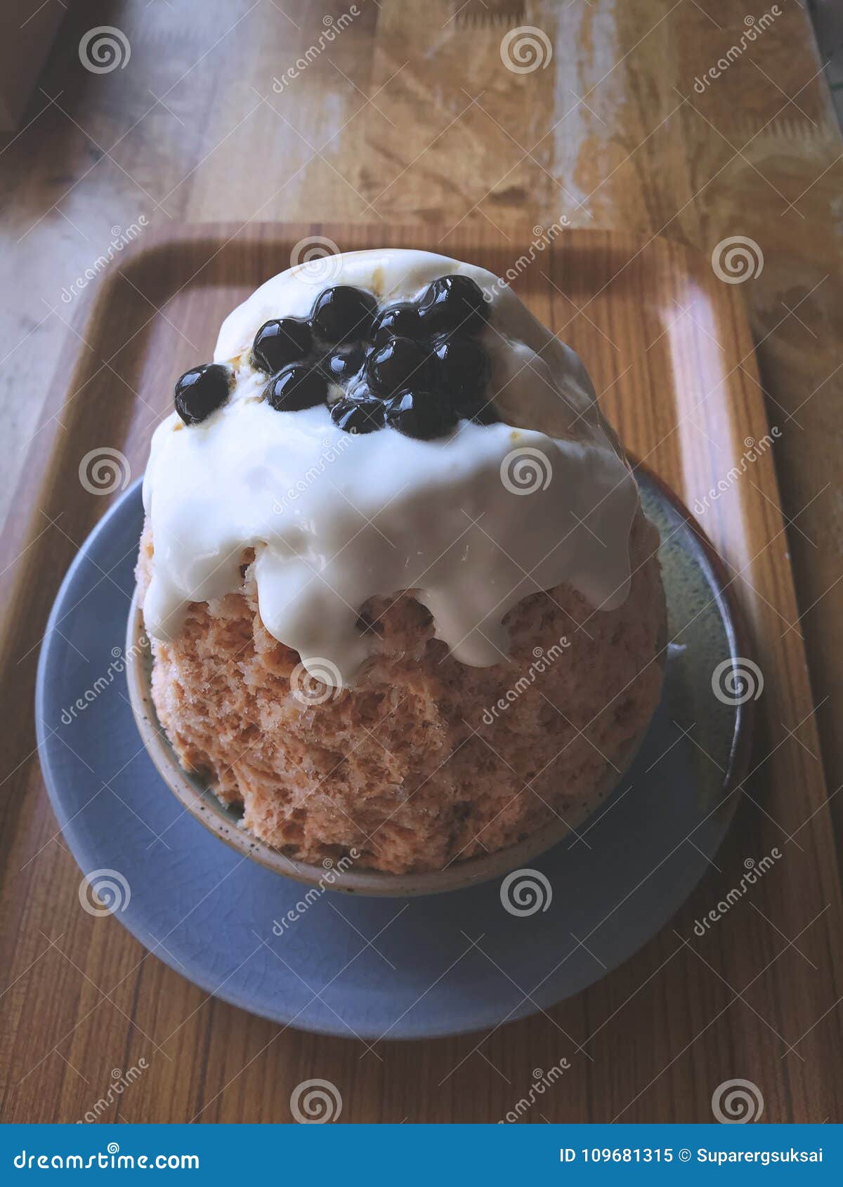 Gelado Coreano Doce E Saboroso De Bingsu - Imagem de Stock - Imagem de ...