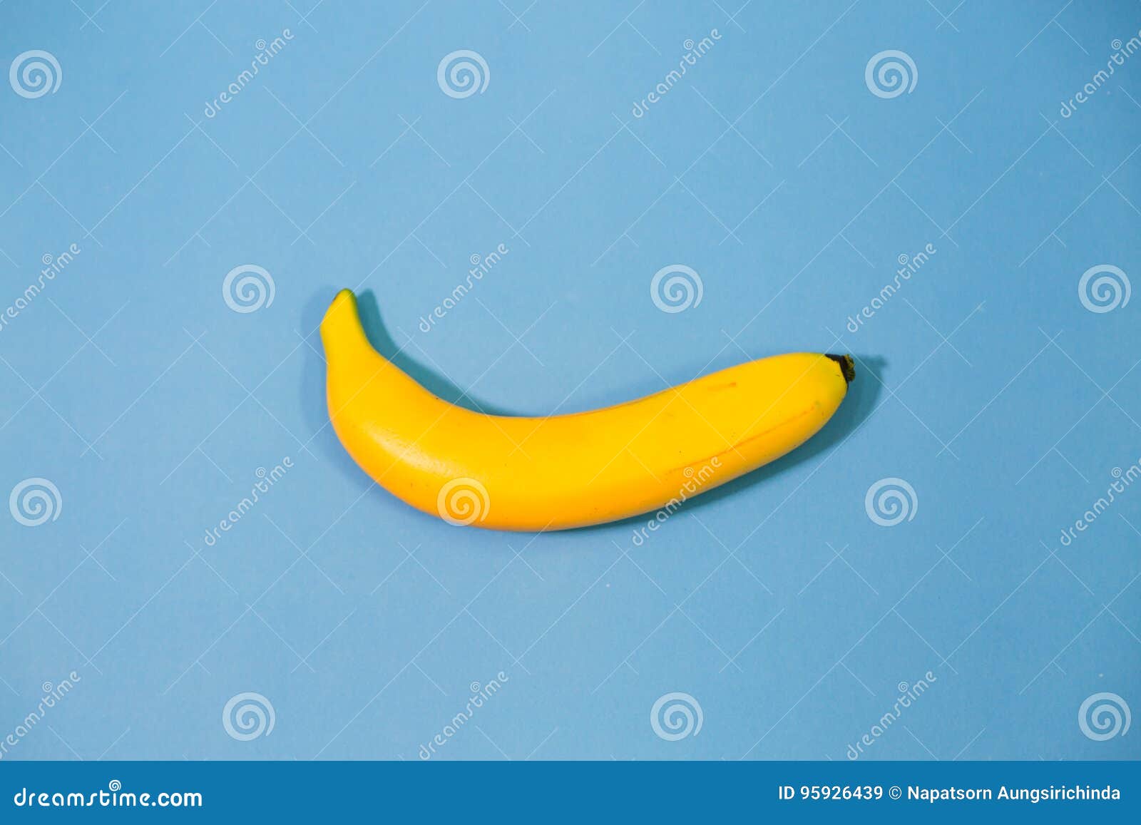 Gelbe Banane stockbild. Bild von flach, lage, gesund - 95926439