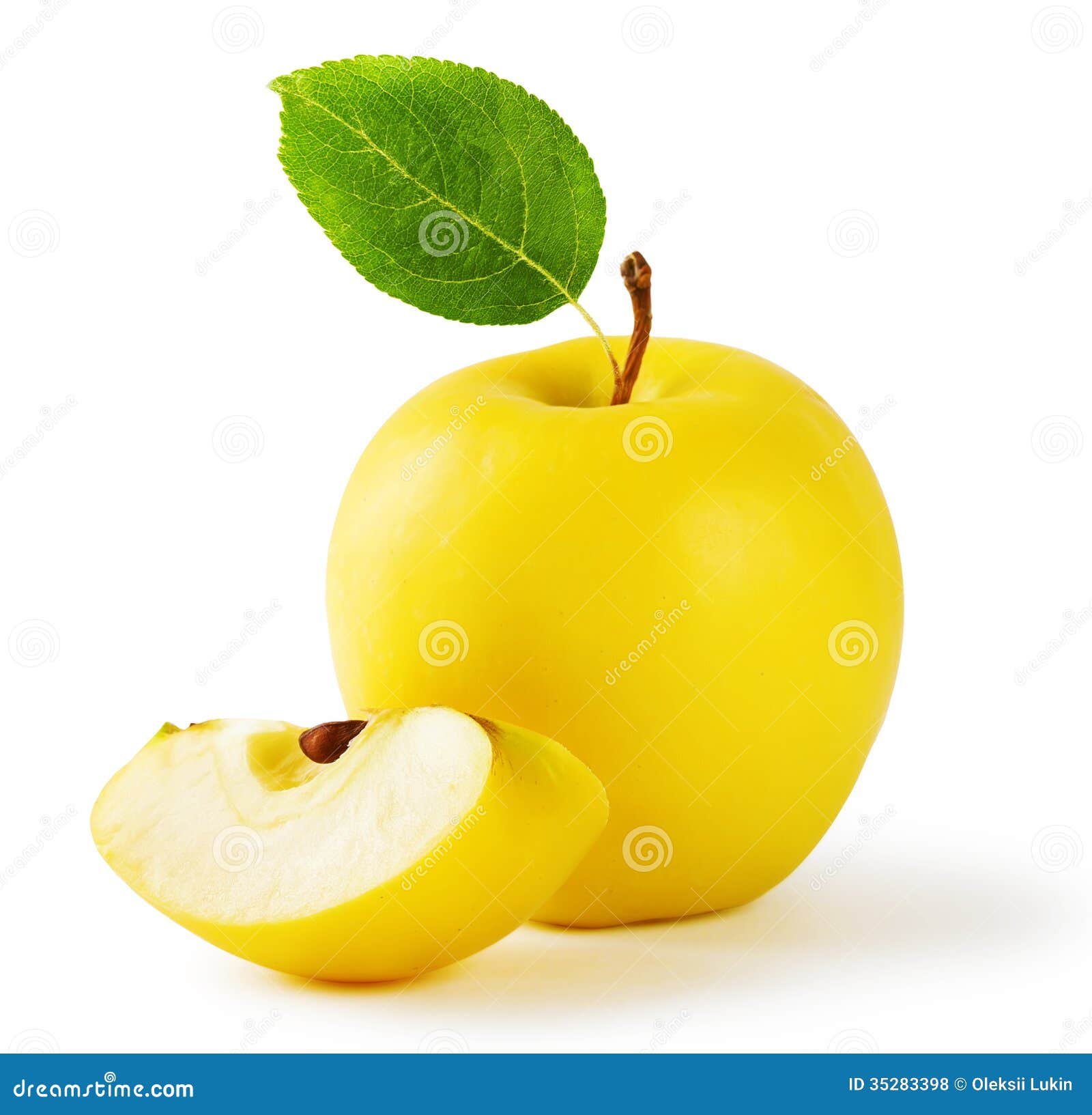 Gelber Apfel Mit Einer Scheibe Und Einem Blatt Stockfoto - Bild von ...