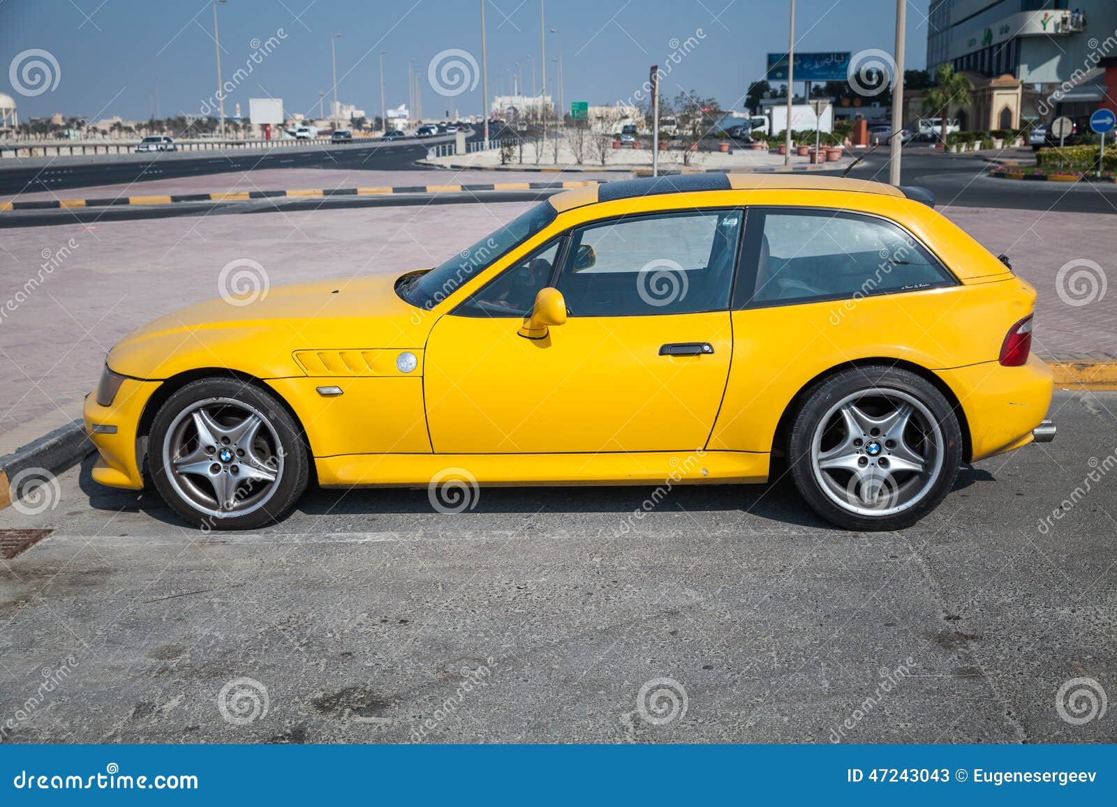 Gelbes Auto BMWs Z3 M Coupe Redaktionelles Stockfoto - Bild von ...
