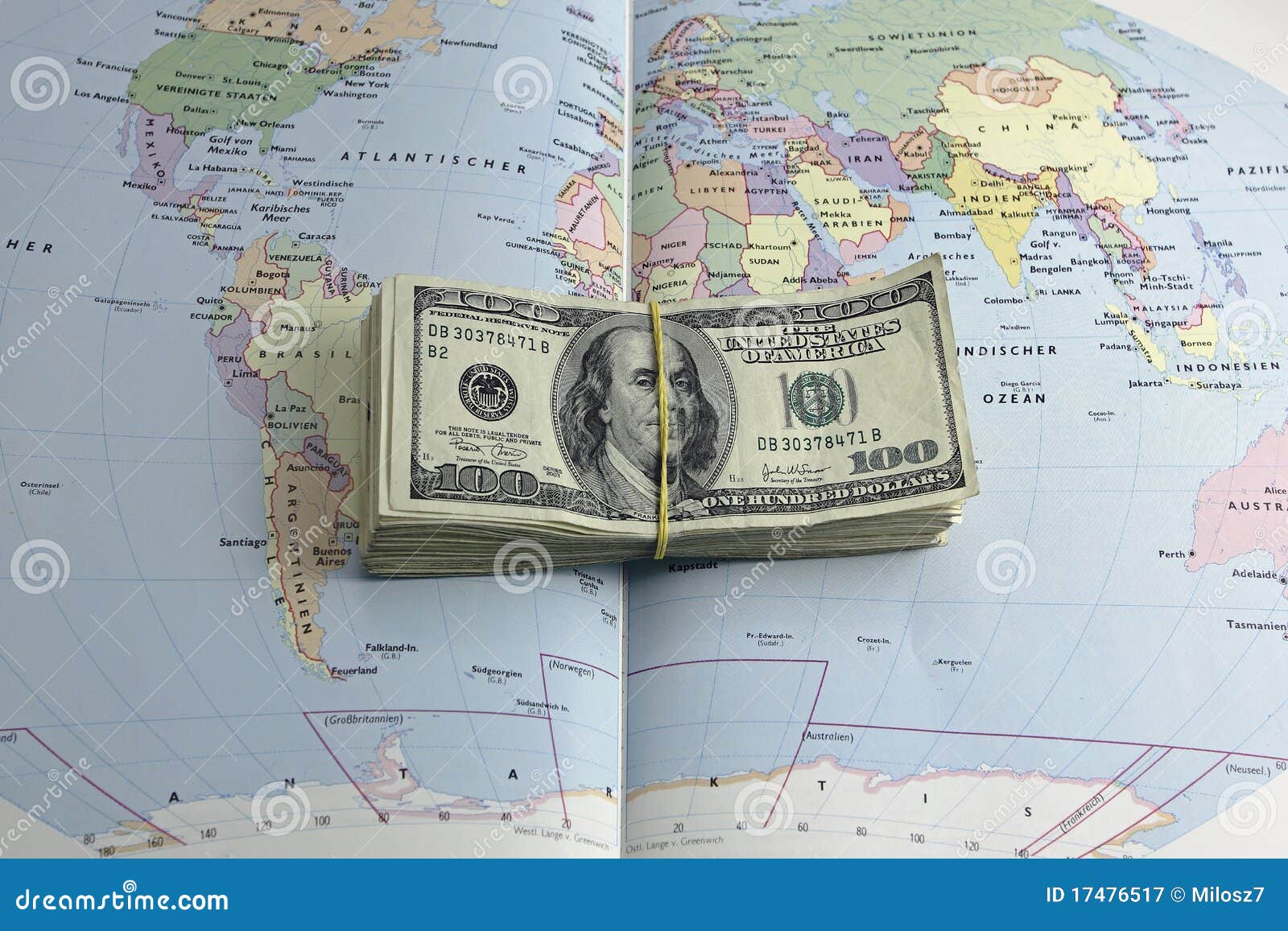 Geld auf der Karte stockbild. Bild von geschäft, finanzierung - 17476517