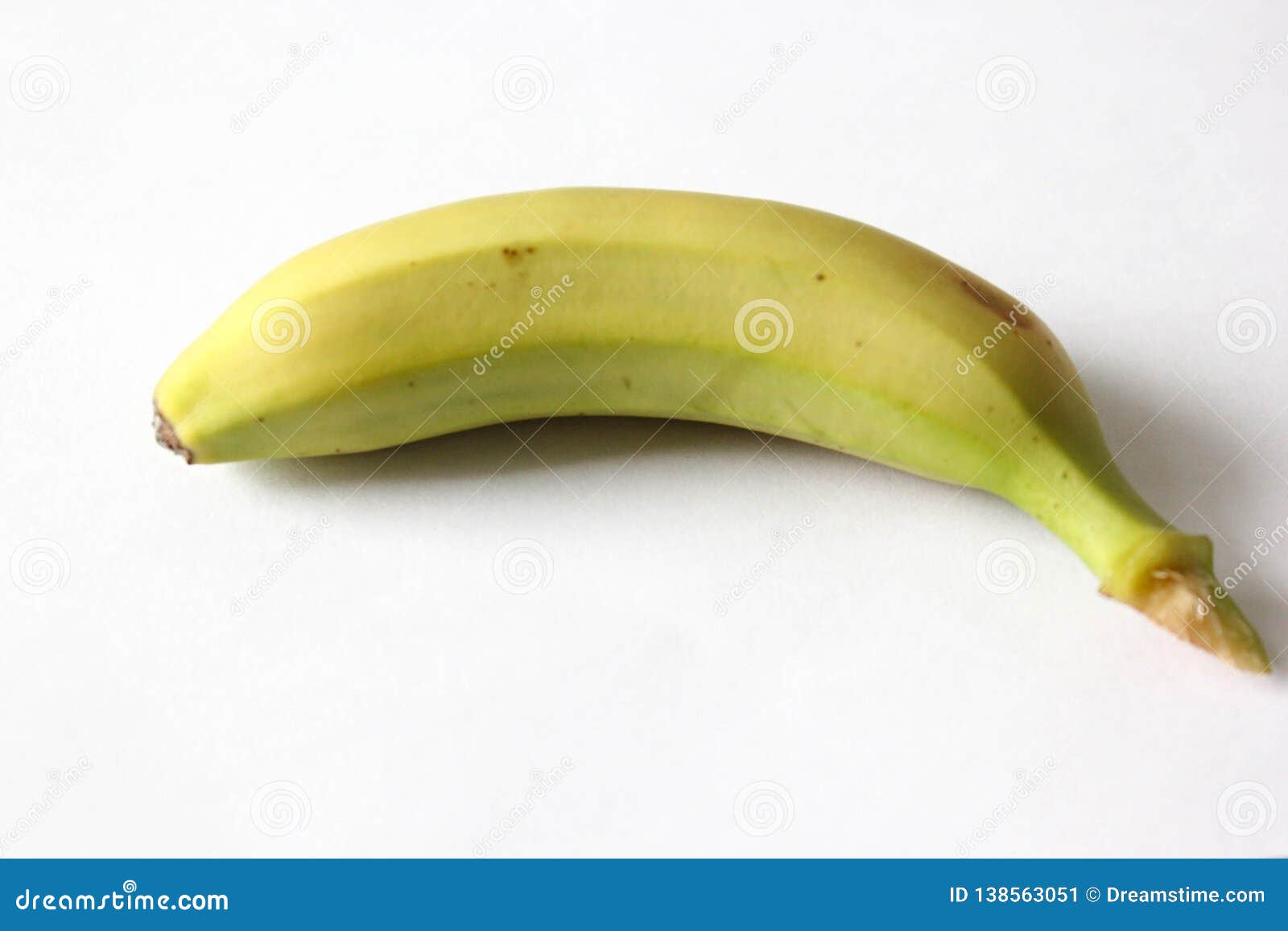 Gele banaan stock afbeelding. Image of één, kleur, macro - 138563051