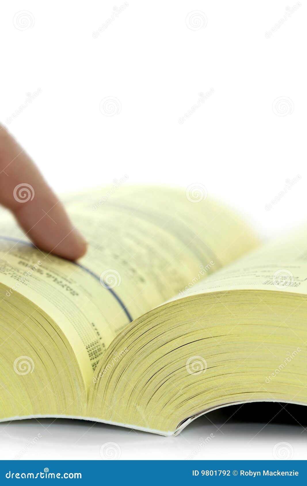 Gele gids stock foto. Image of aantal, verticaal, reclame - 9801792