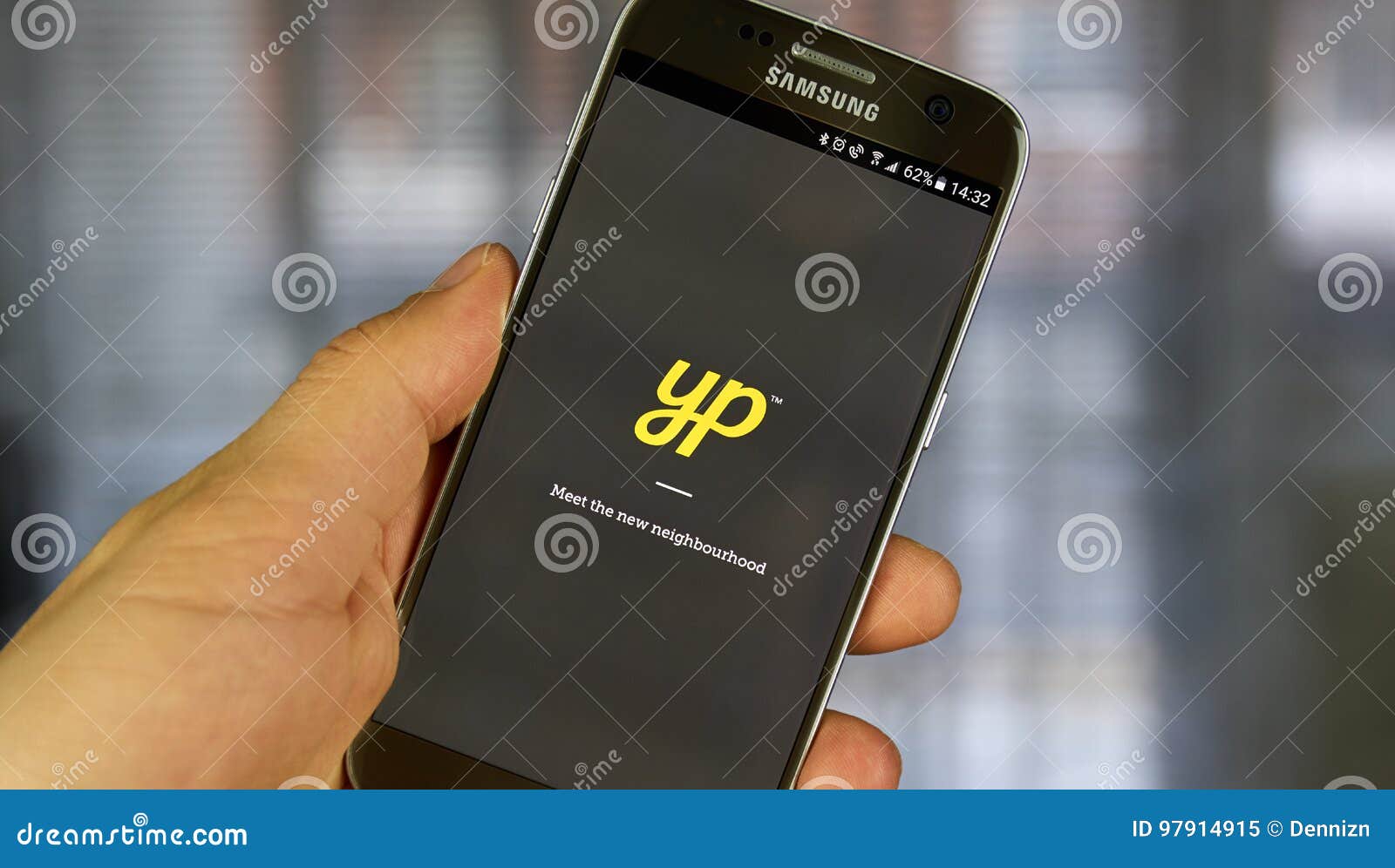 Gele Gids Mobiele Toepassing Redactionele Afbeelding - Image of ...