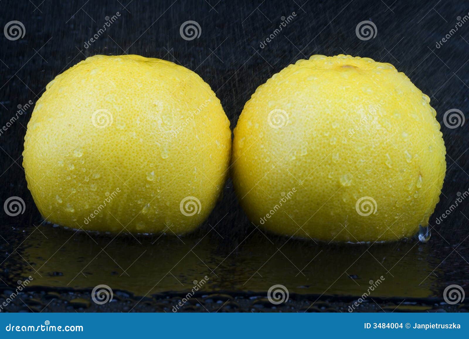 Gele grapefruit stock foto. Image of aroma, pulp, voedsel - 3484004