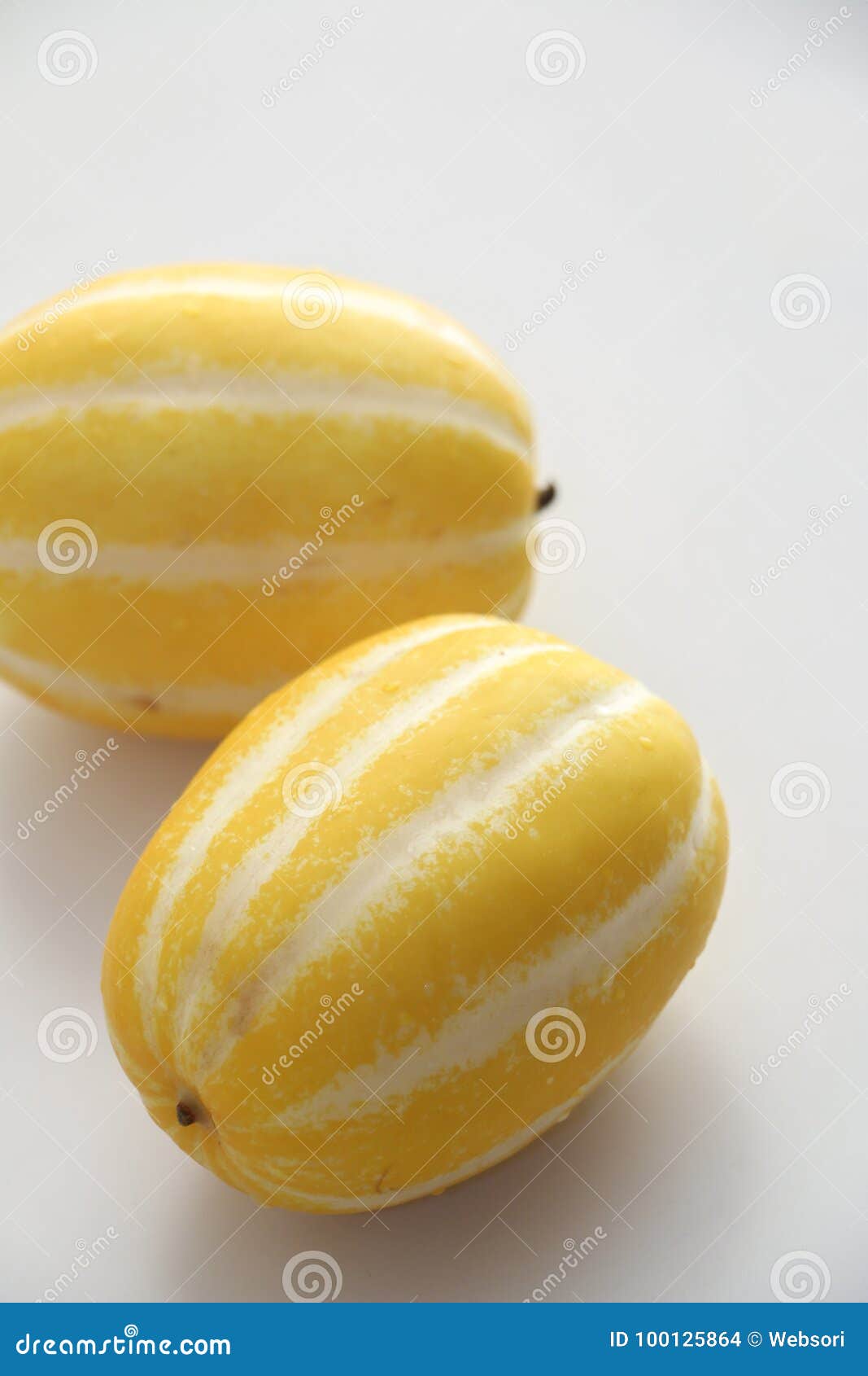 Gele Oosterse Meloenen stock foto. Image of oosters - 100125864