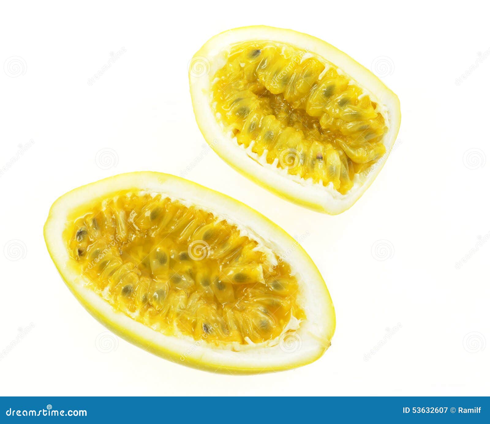 Gele passievrucht stock afbeelding. Image of zoet, exotisch - 53632607