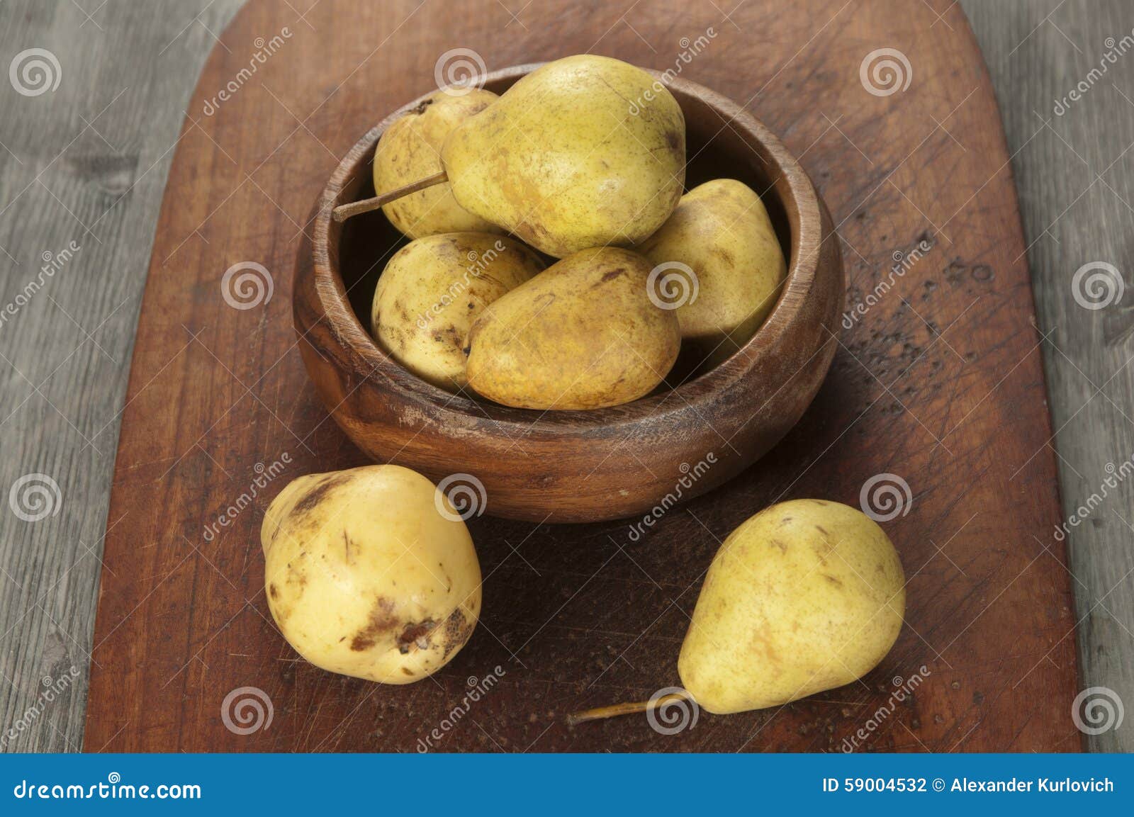 Gele peren stock foto. Image of vitamine, vrucht, mooi - 59004532