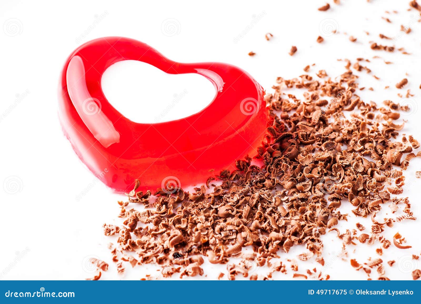 Gelei in De Vorm Van Hart Met Geraspte Chocolade Stock Afbeelding ...