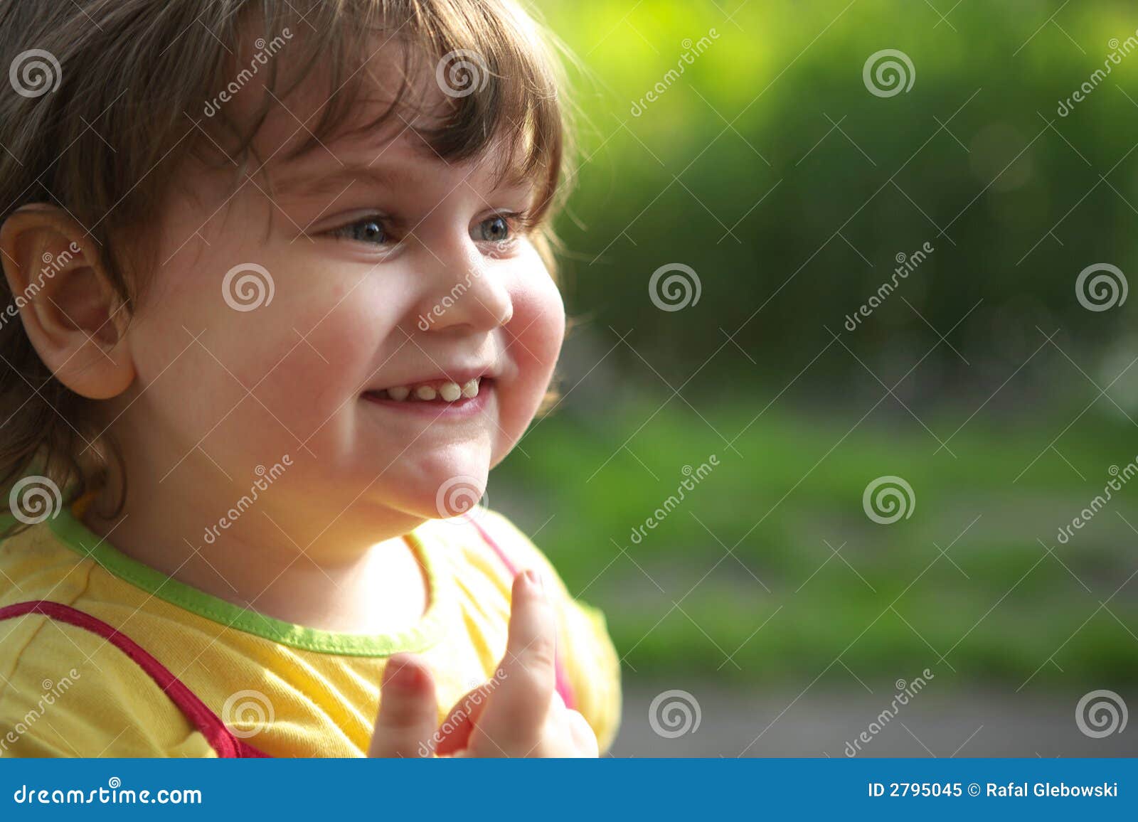 Gelukkig Kind stock afbeelding. Image of meisje, jong - 2795045