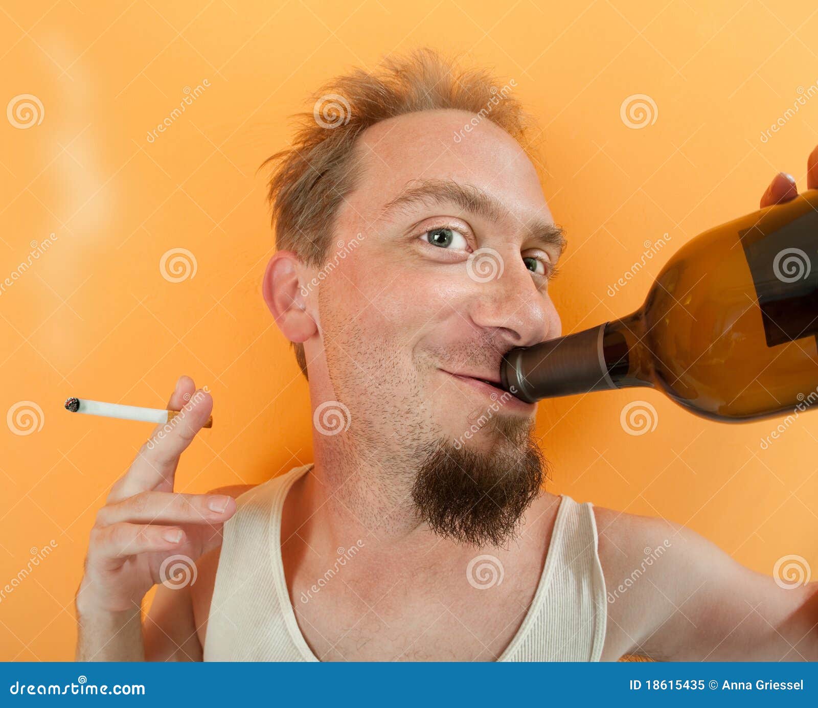 Gelukkige Alcoholist stock afbeelding. Image of champagne - 18615435