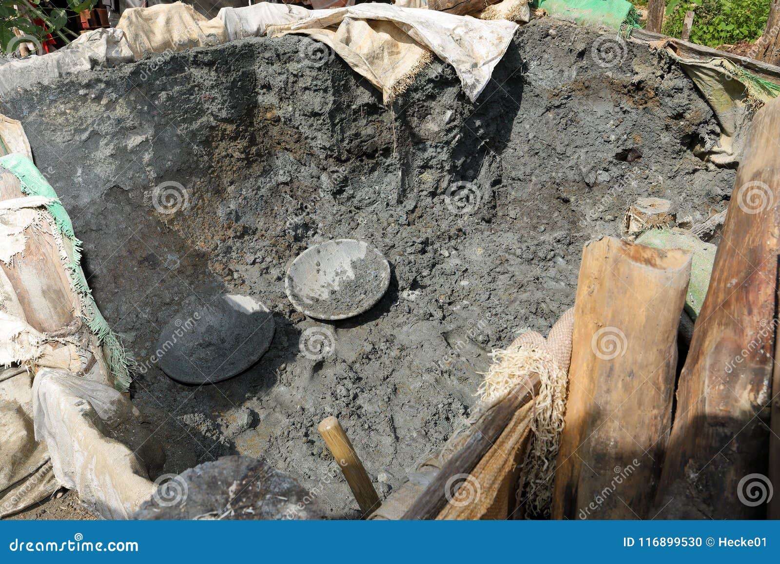 Gem Mines in Ratnapura in Sri Lanka Stock Photo - Image of diggers ...