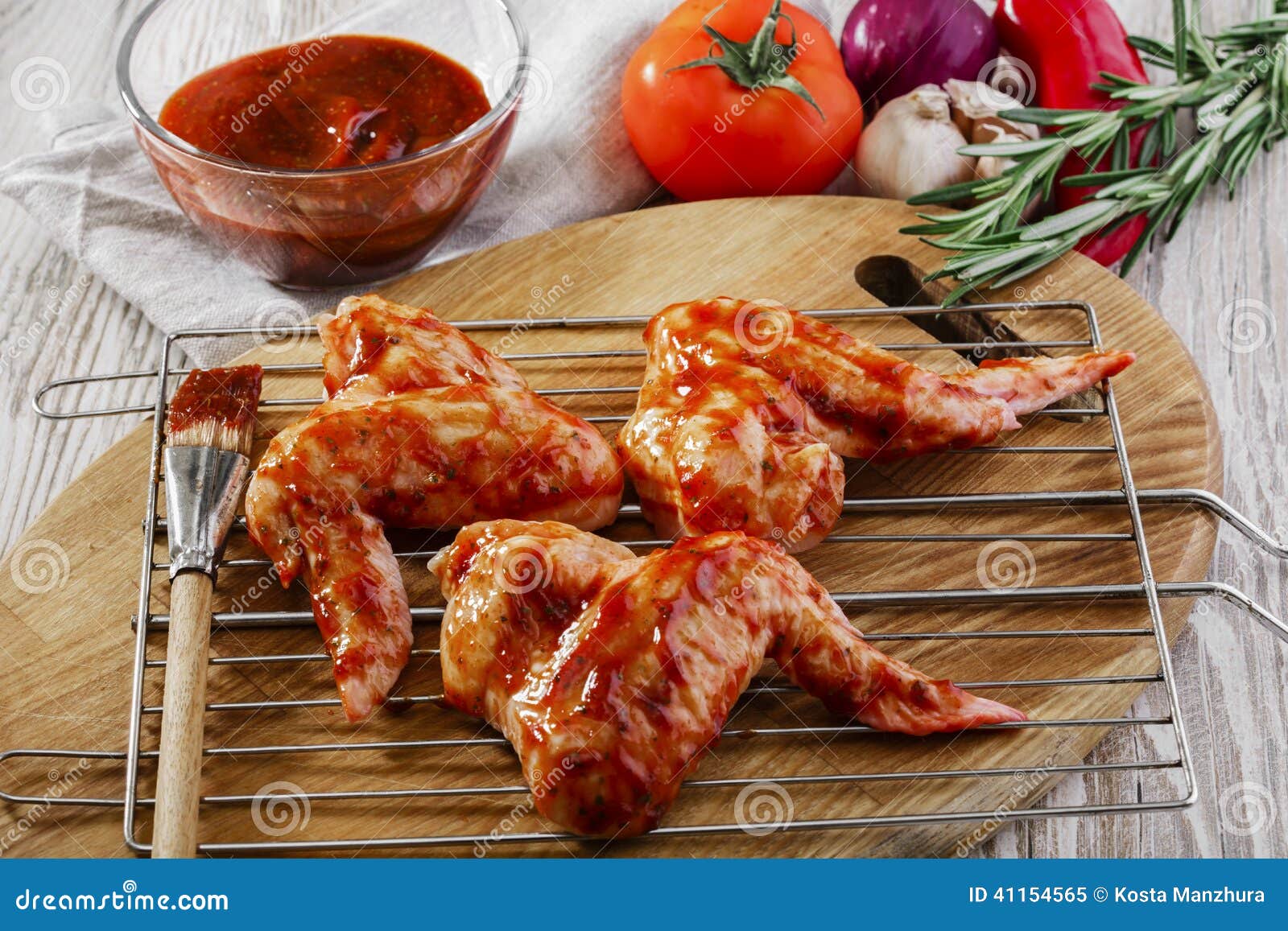 Gemarineerde Ruwe Kippenvleugels Stock Afbeelding - Image of glas ...