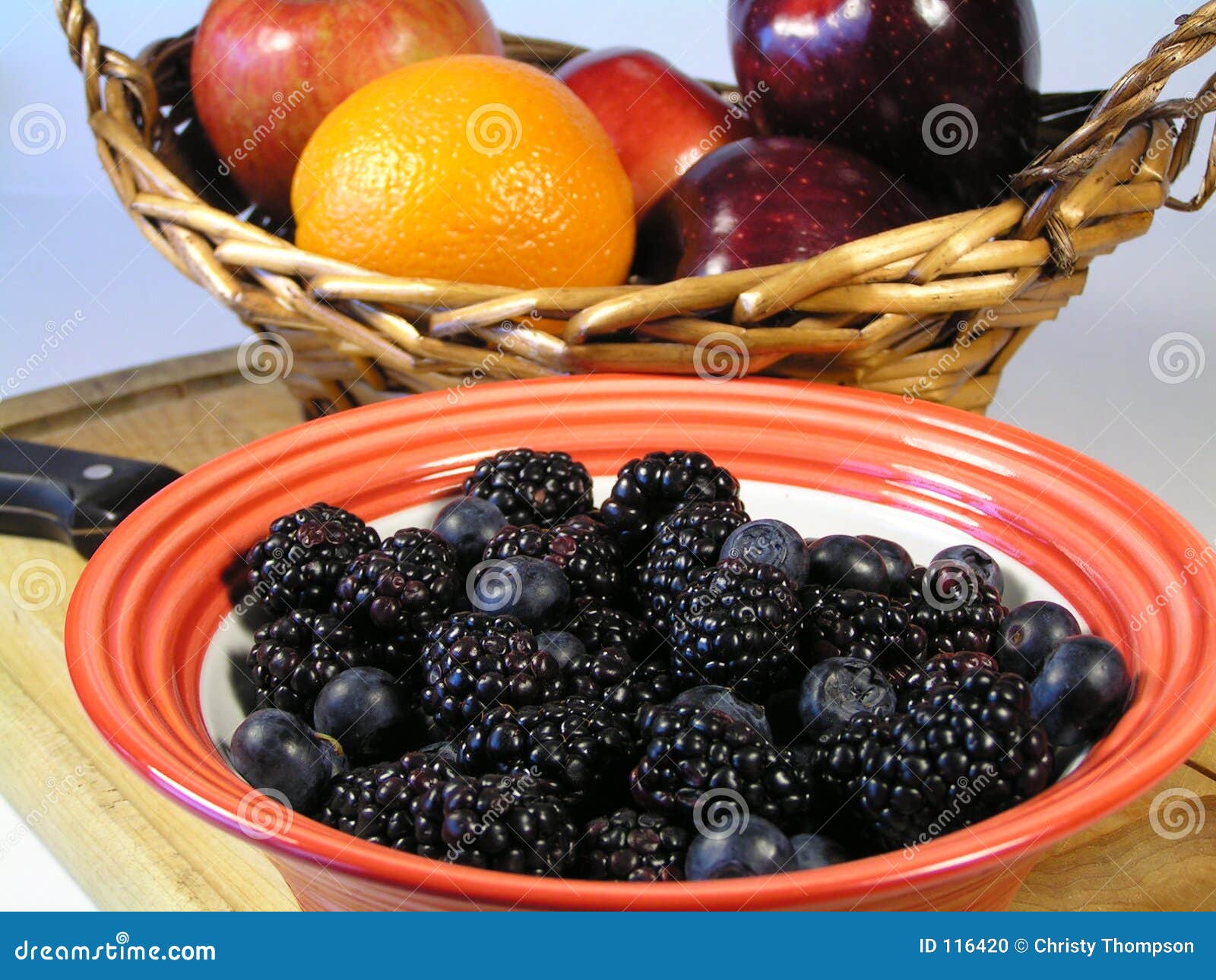 Gemengd bessen en fruit stock foto. Image of rijp, zoet - 116420